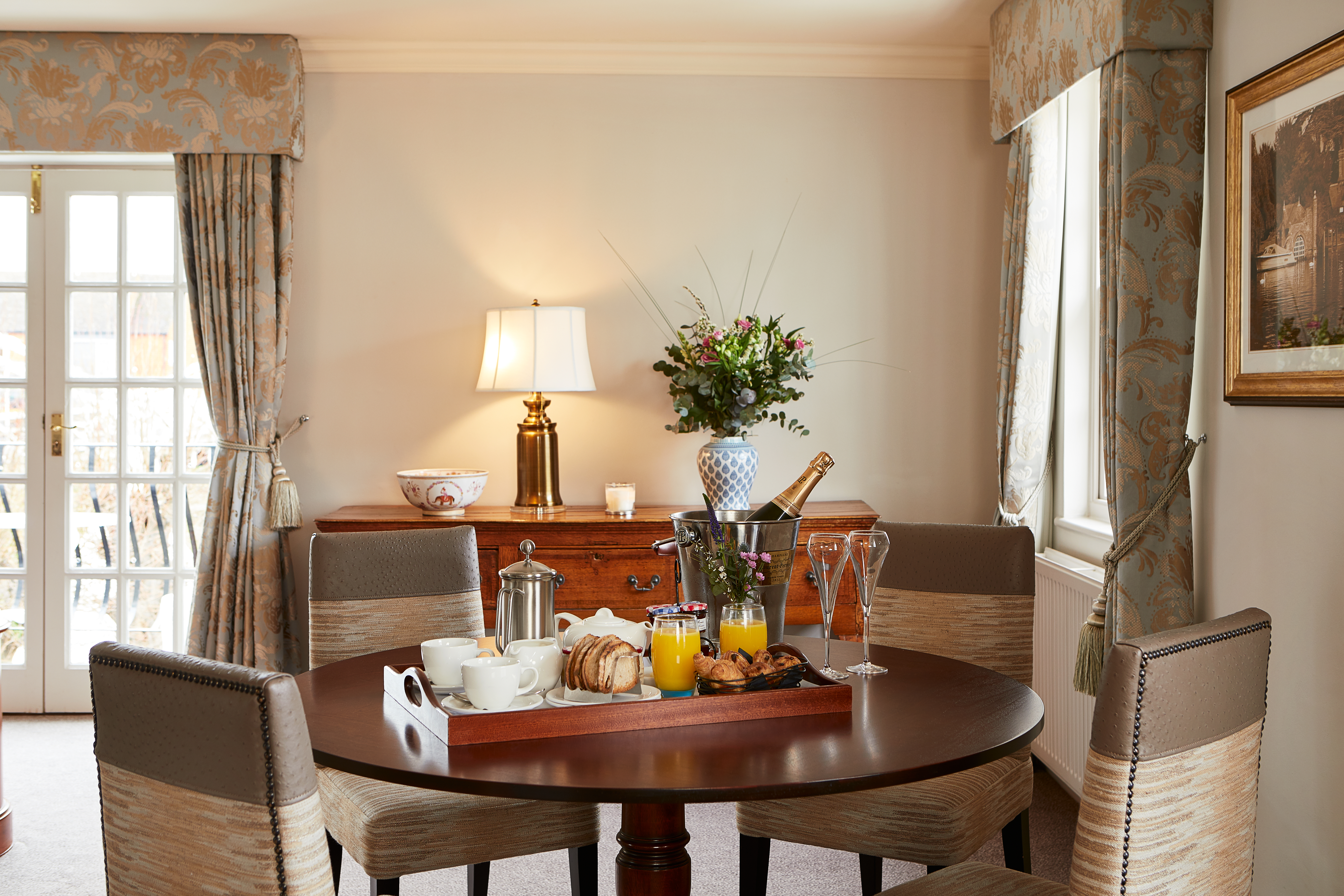 Hotel Gallery in Marlow | Macdonald Compleat Angler