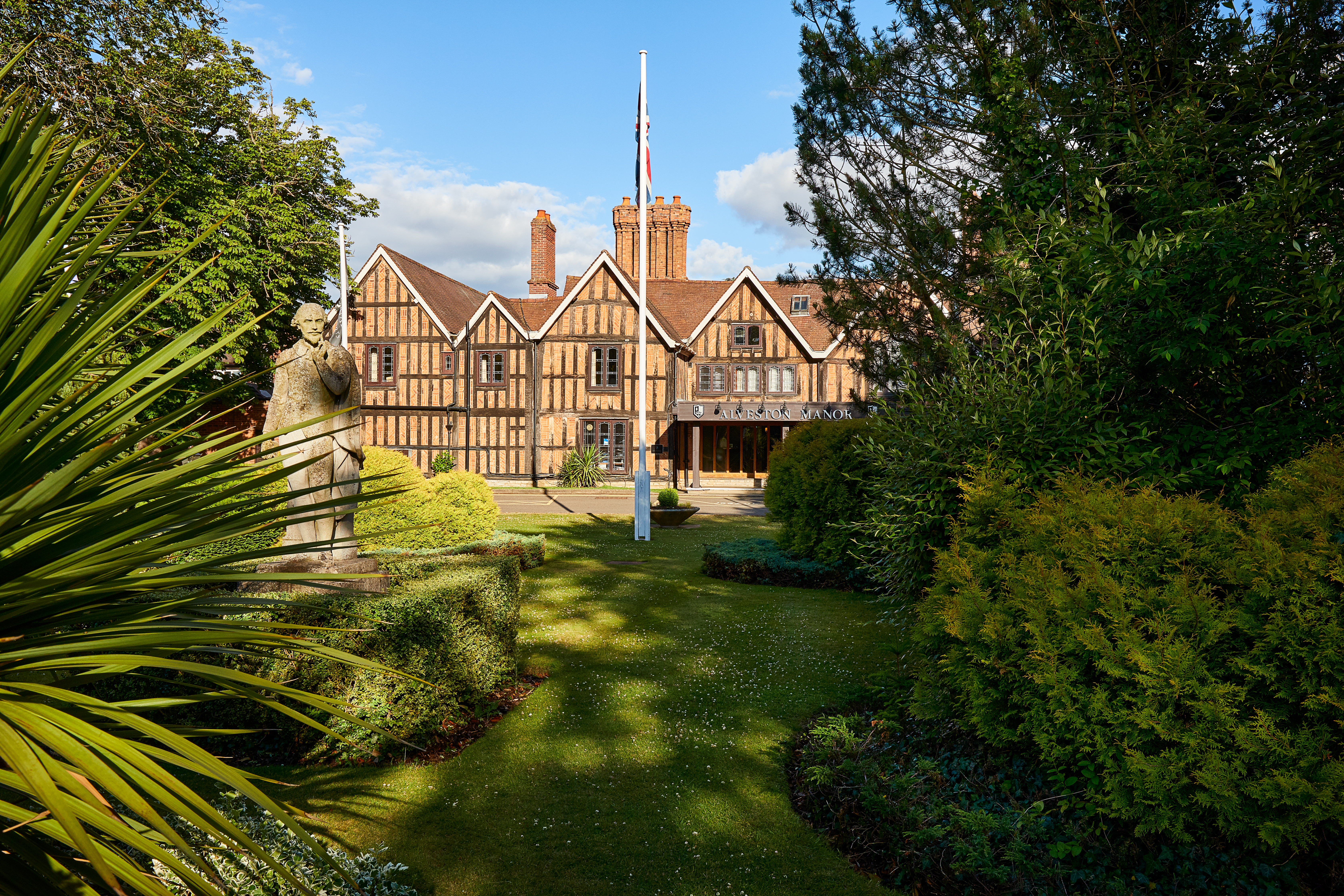 4 Star Hotel in Stratford-upon-Avon | Alveston Manor Hotel