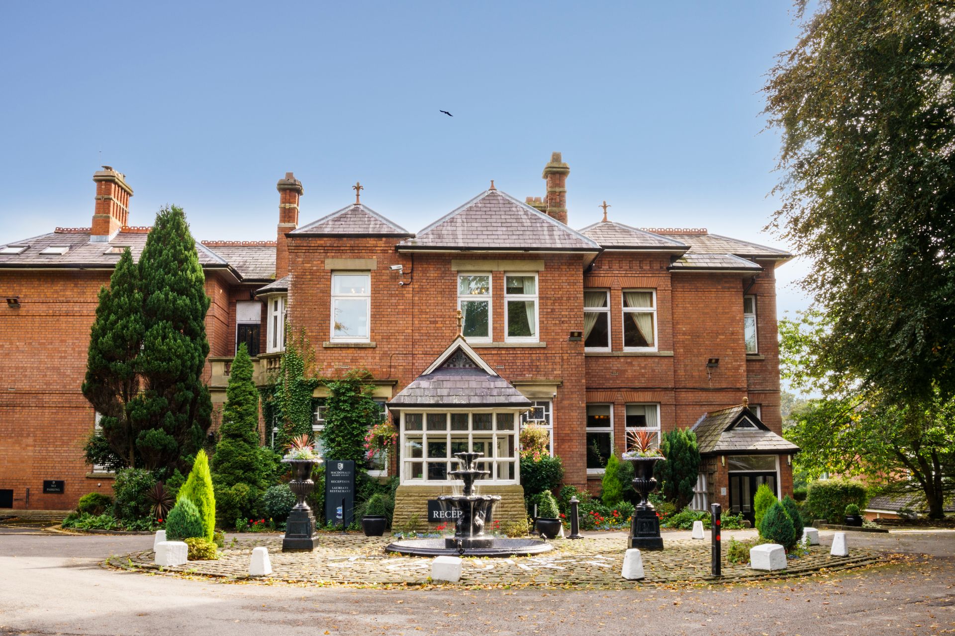 Hotel Gallery | Macdonald Kilhey Court, Wigan
