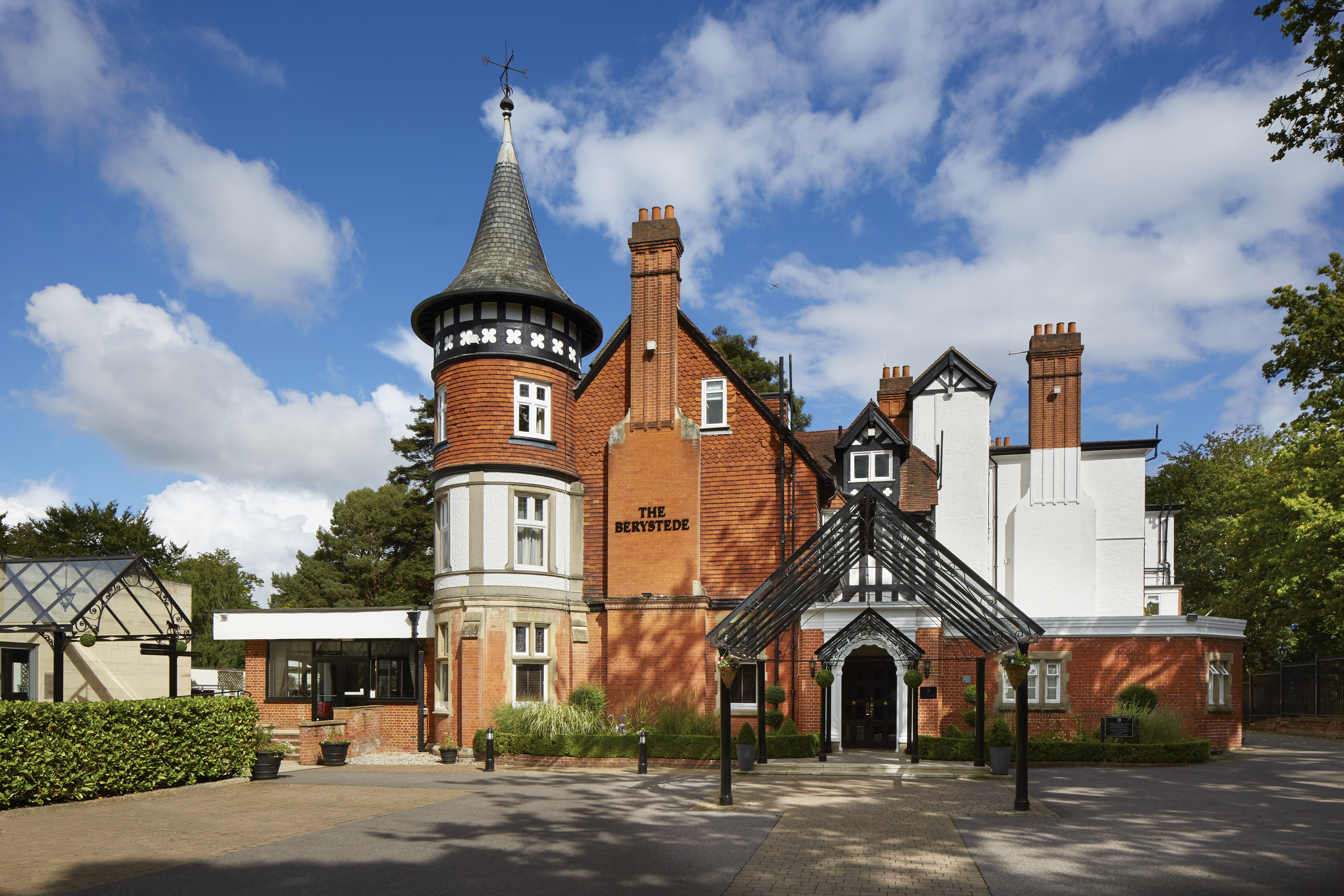 Luxury 4 Star Hotel in Ascot | Macdonald Berystede Hotel