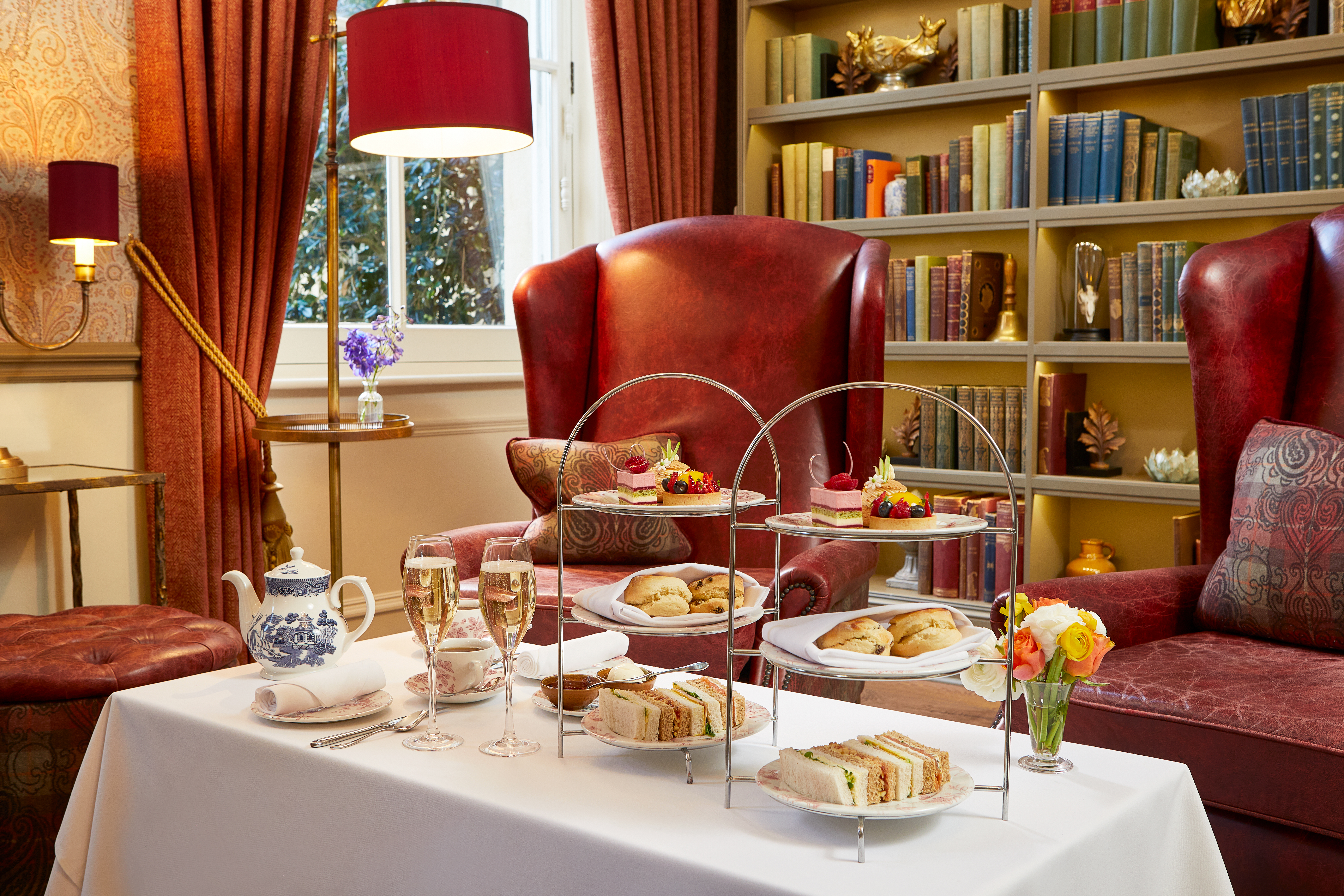 Luxury Hotel Chester Centre | Macdonald New Blossoms Hotel