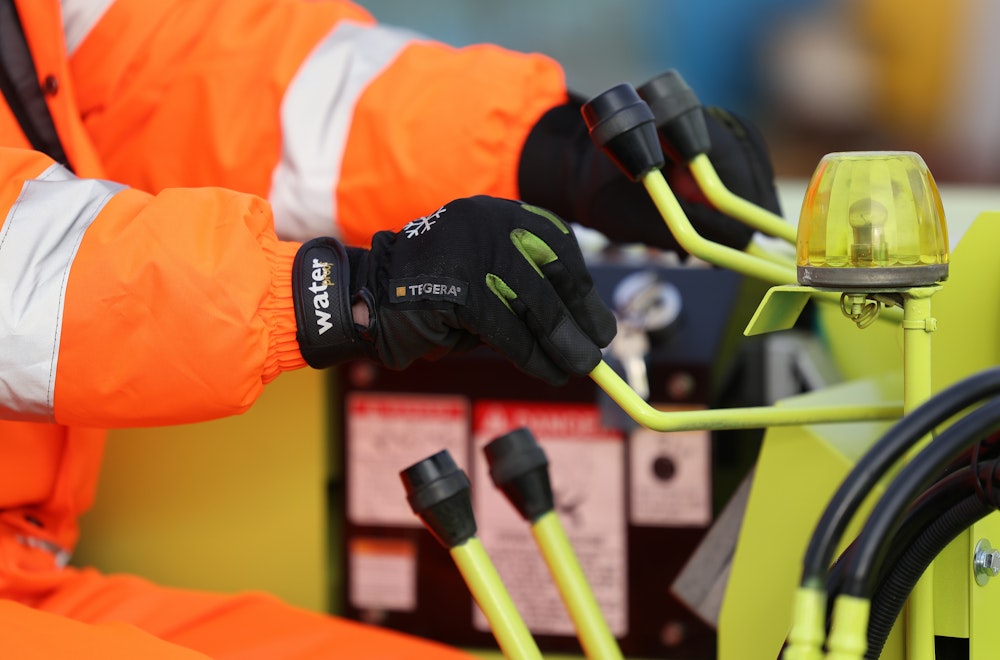 Contract Lifting | AMC Hire