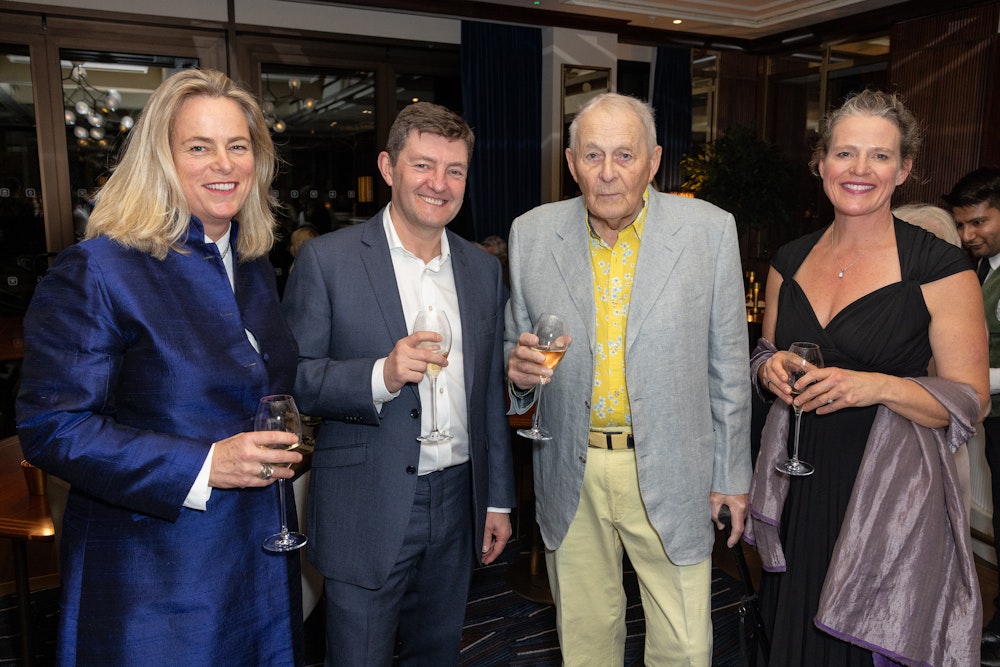 Season's Greetings from our CEO, Julie Fawcett - Auriens