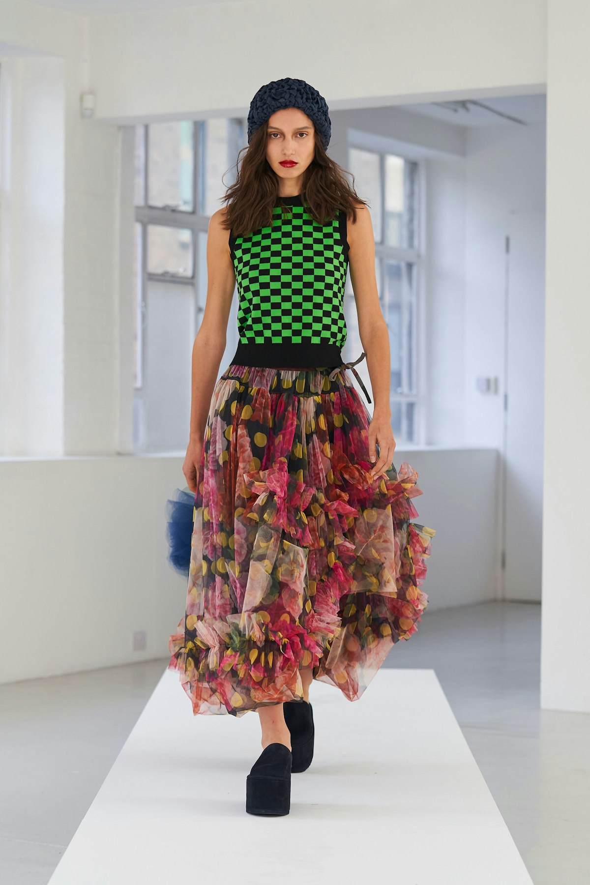 Le sfilate Primavera-Estate di Christopher Kane e Molly Goddard
