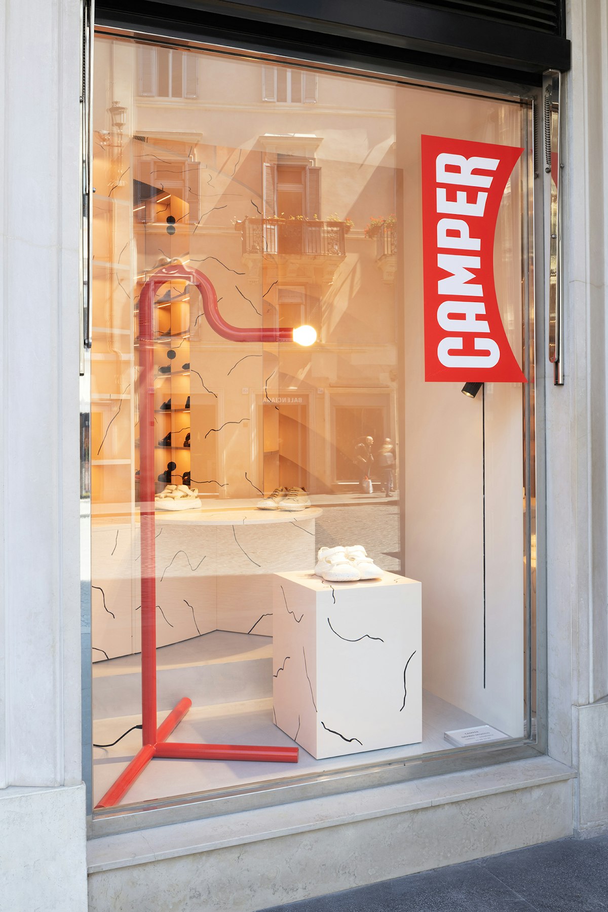 A Roma apre il nuovo store di Camper in collaborazione con Piovenefabi