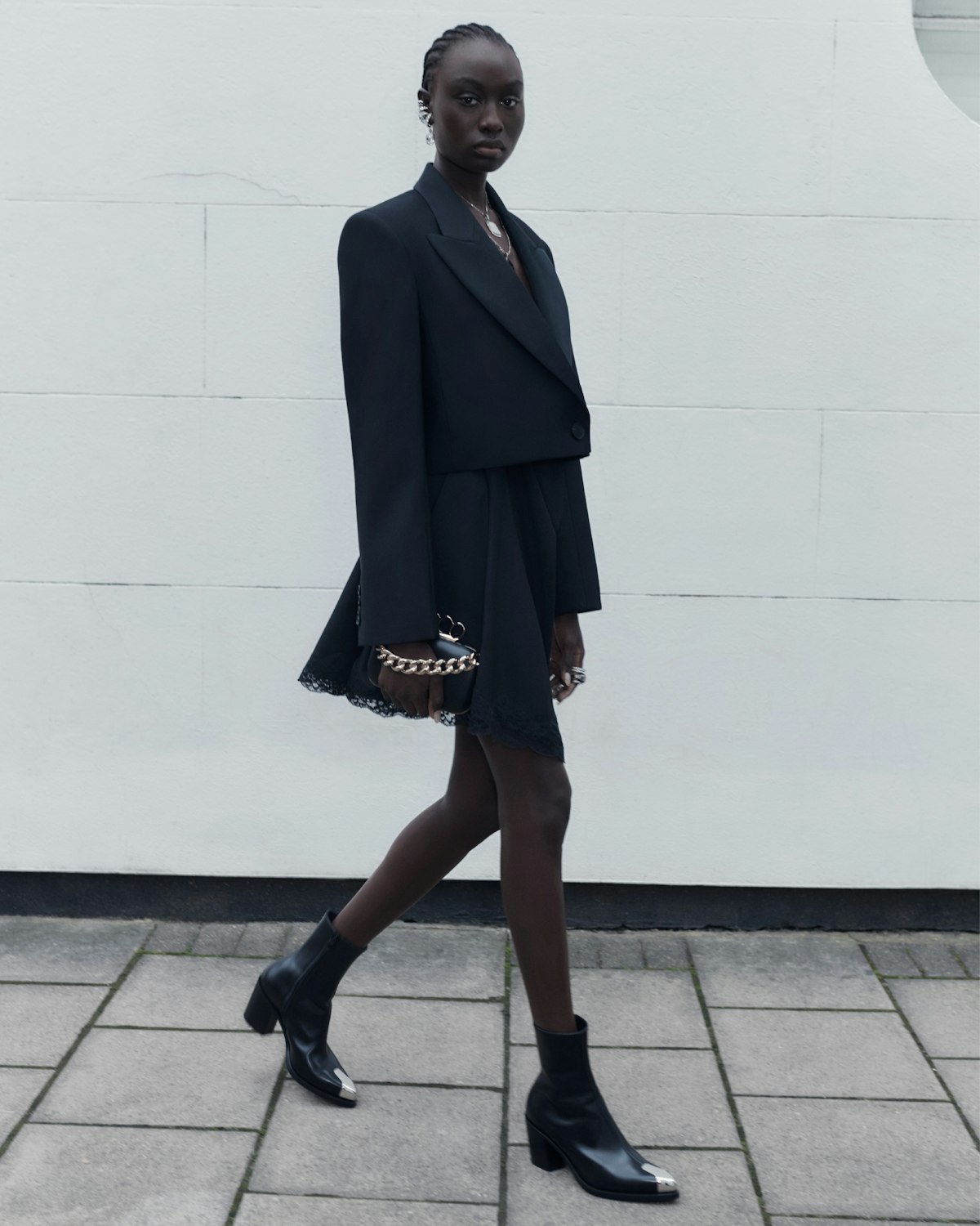 Alexander McQueen la collezione Pre-Fall 2022