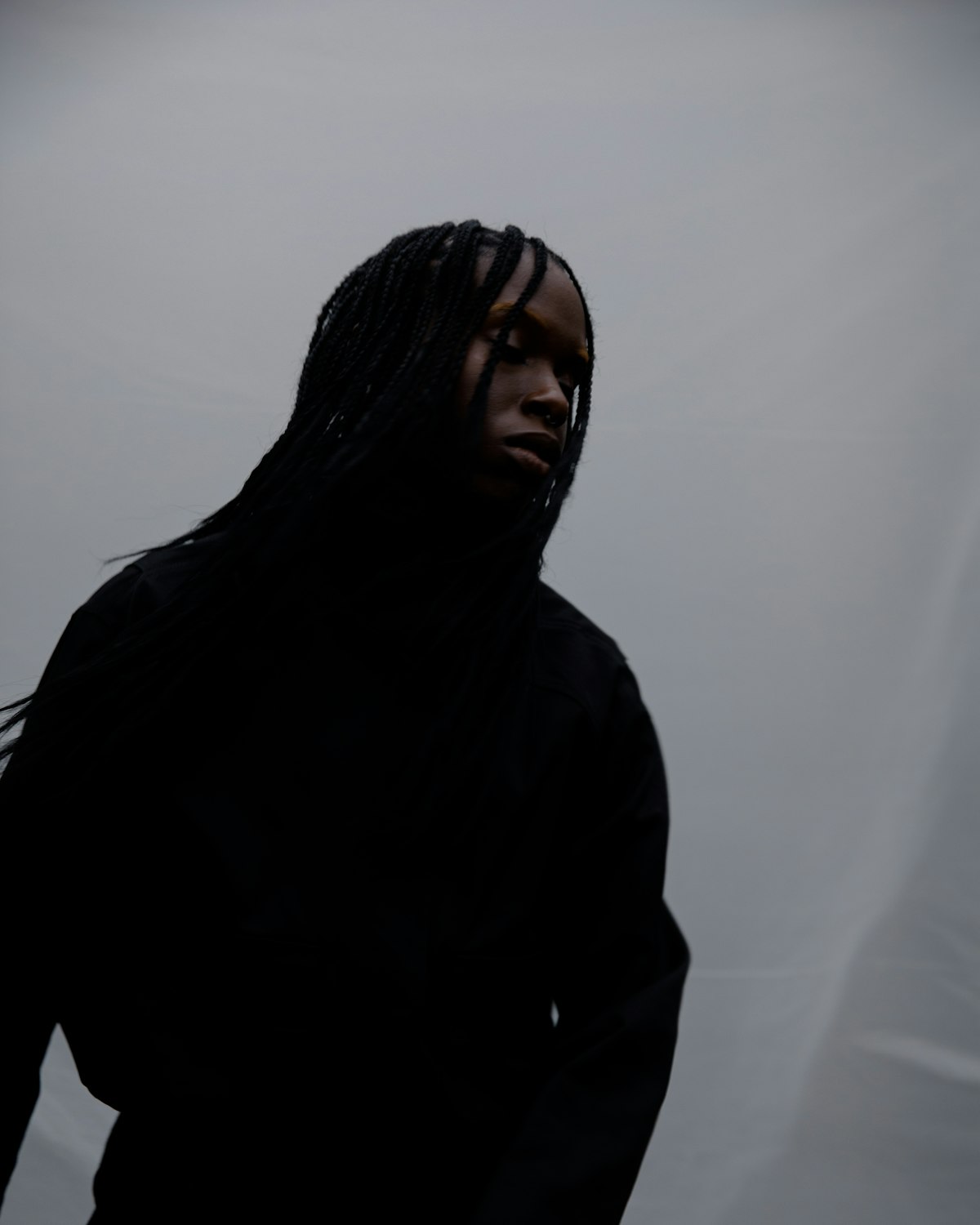 Thoé, l'intervista al cantante di "Futurama" e "Fiori stanchi"