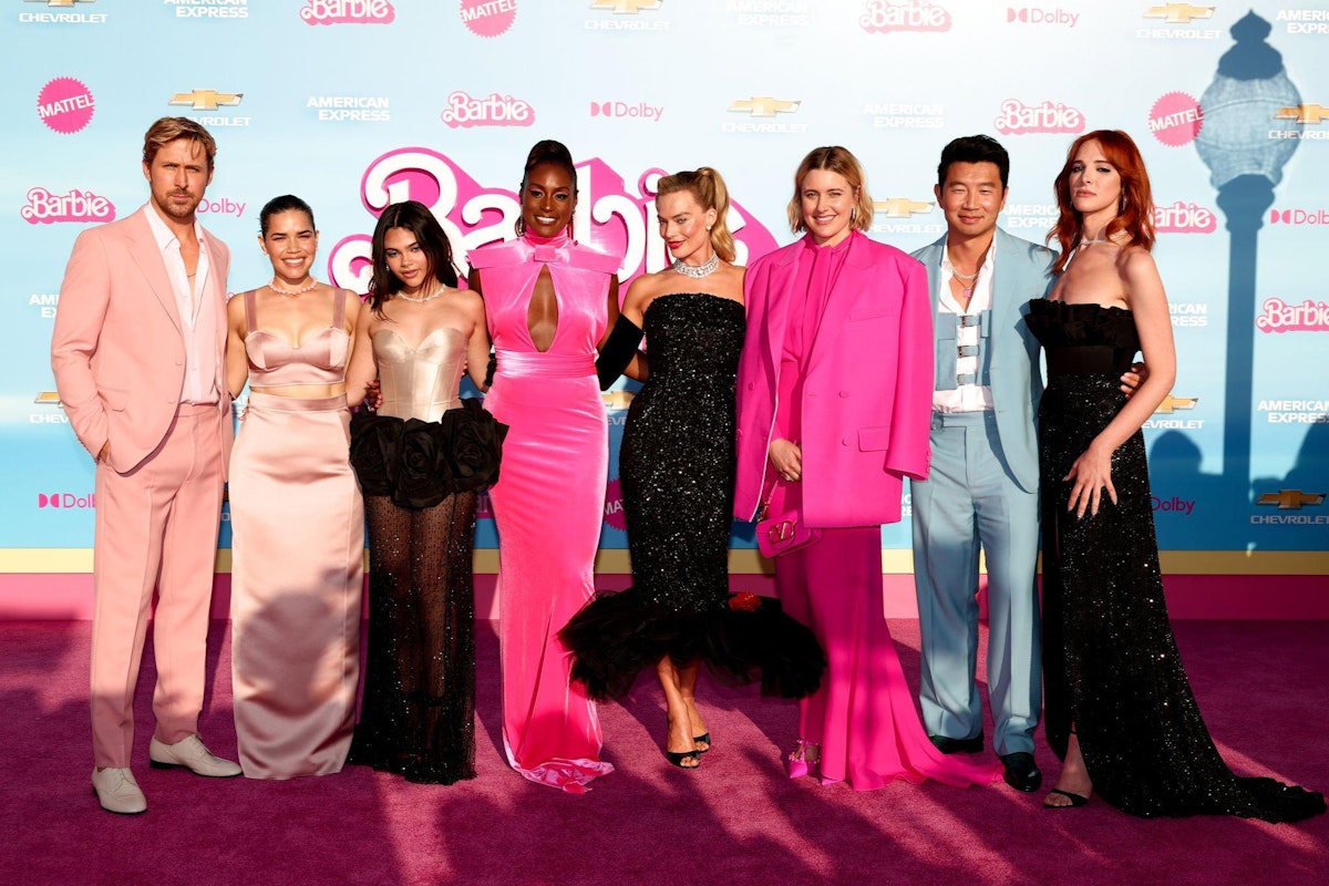 Da Margot Robbie a Dua Lipa. Le star sul pink carpet alla premiere mondiale di "Barbie"