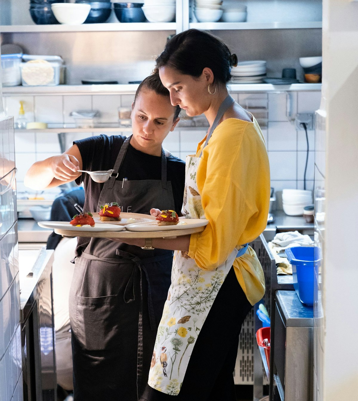 Vegan Superstar: la chef Zineb Hattab racconta la sua cucina vegana