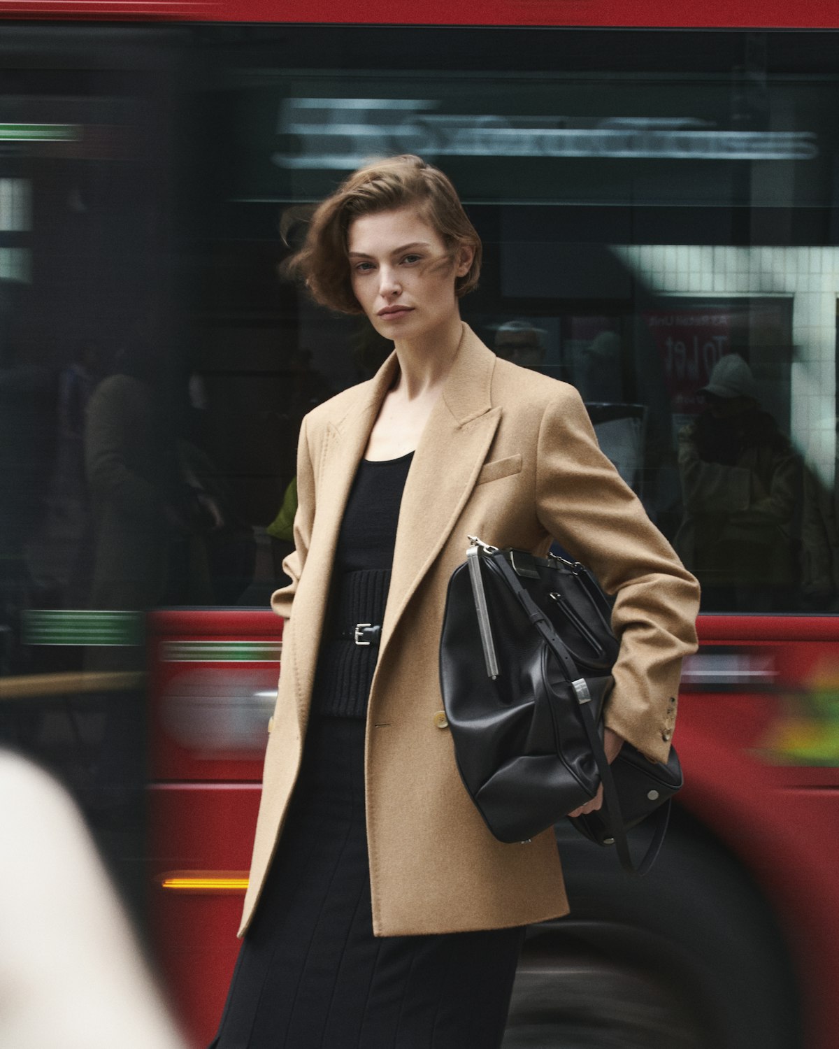 Giacche donna invernali, dal blazer cammello al parka, il freddo non ci ...