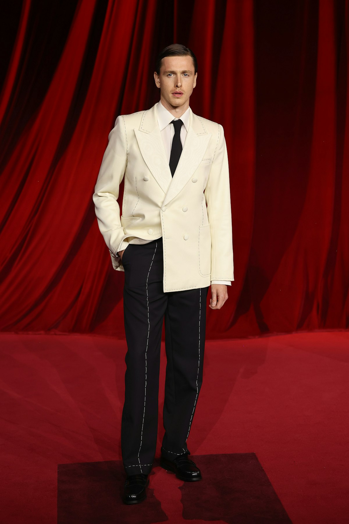 10 Idee Regalo Moda Uomo per San Valentino 2025: Stile ed Eleganza per ...