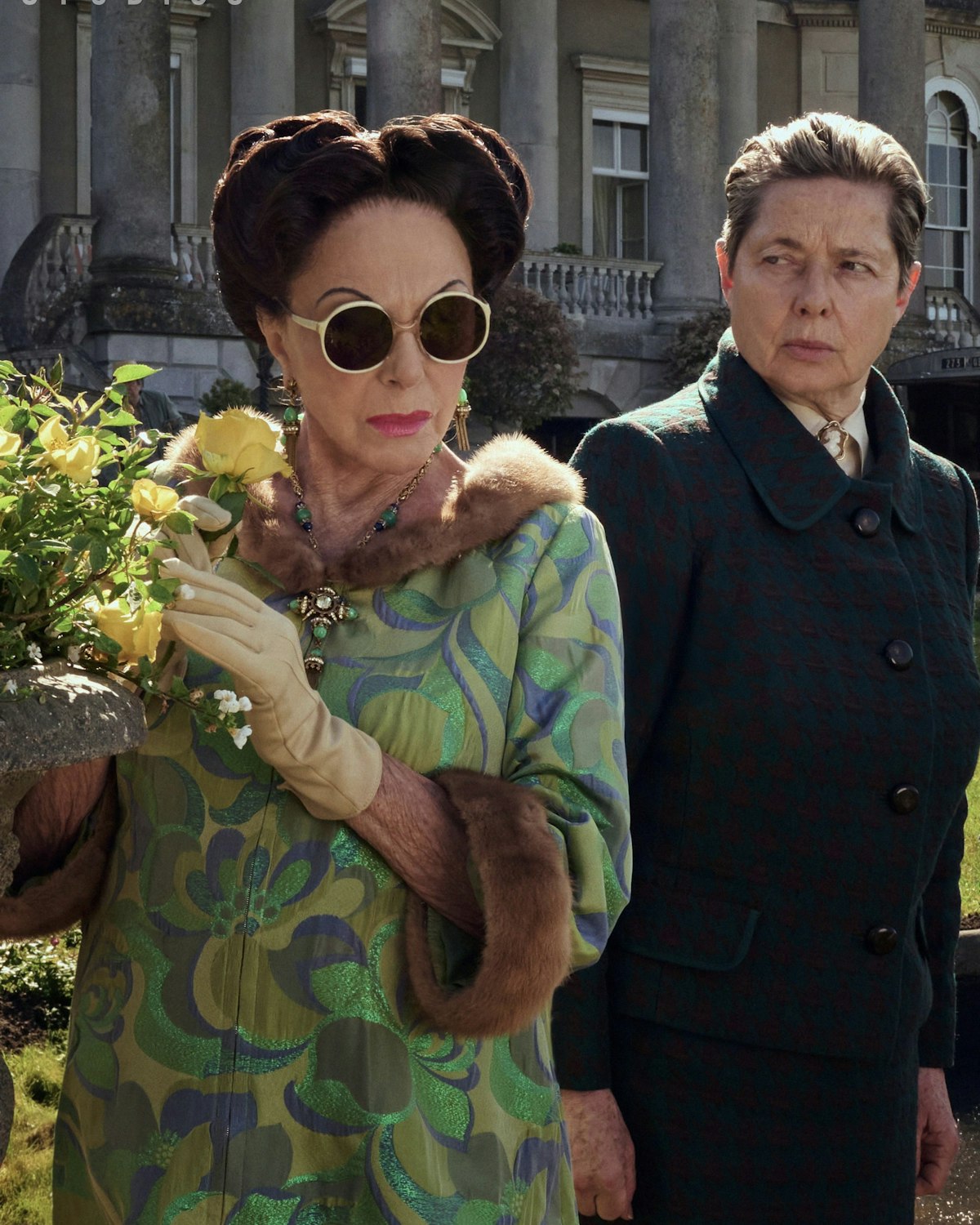 Joan Collins e Isabella Rossellini raccontano Wallis Simpson in “The ...