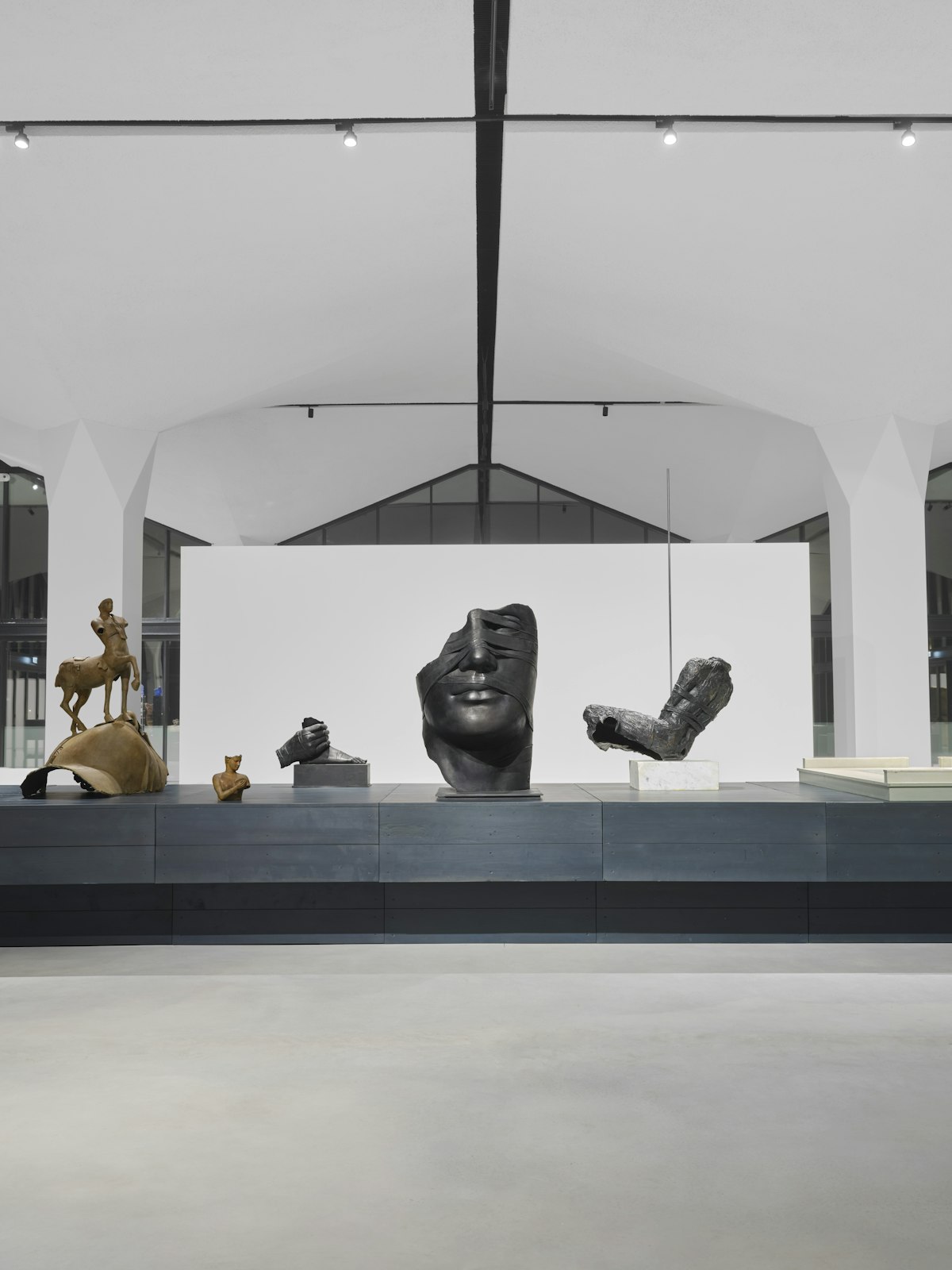 La mostra "Mitoraj. Present" e l'inaugurazione del museo Mitoraj a ...