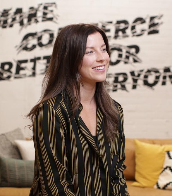 Leading Questions in UX Research: Definition, Types & Examples | Maze