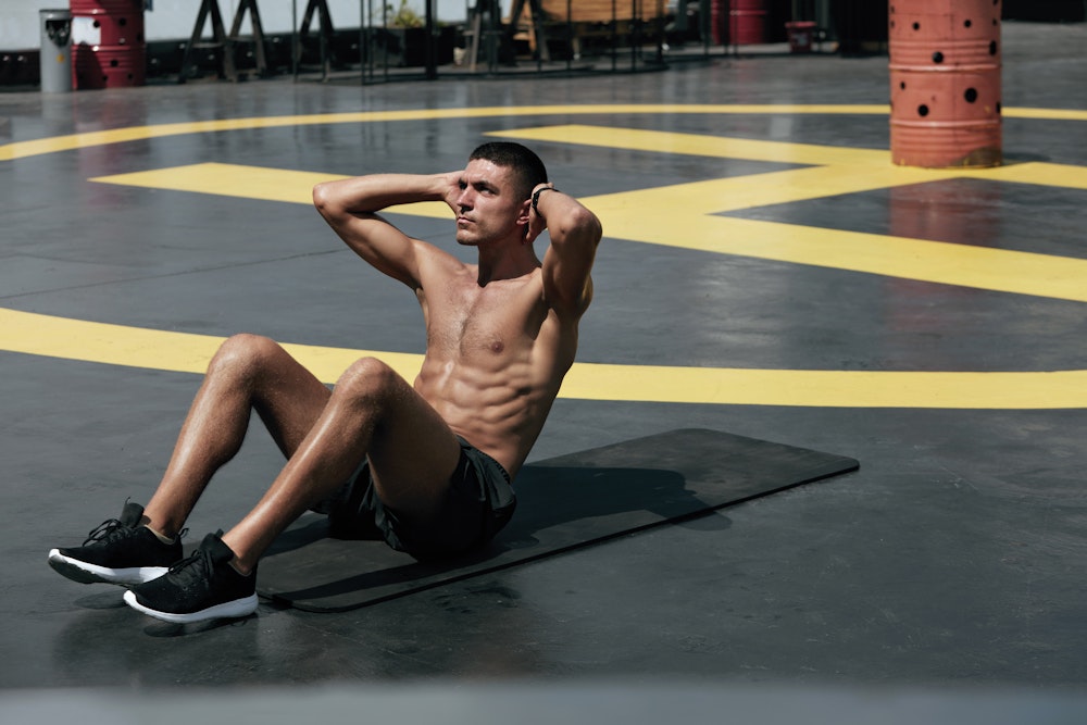 How to Get V-Cut Abs: Gym, Kitchen, And Treatment Tips | AirSculpt
