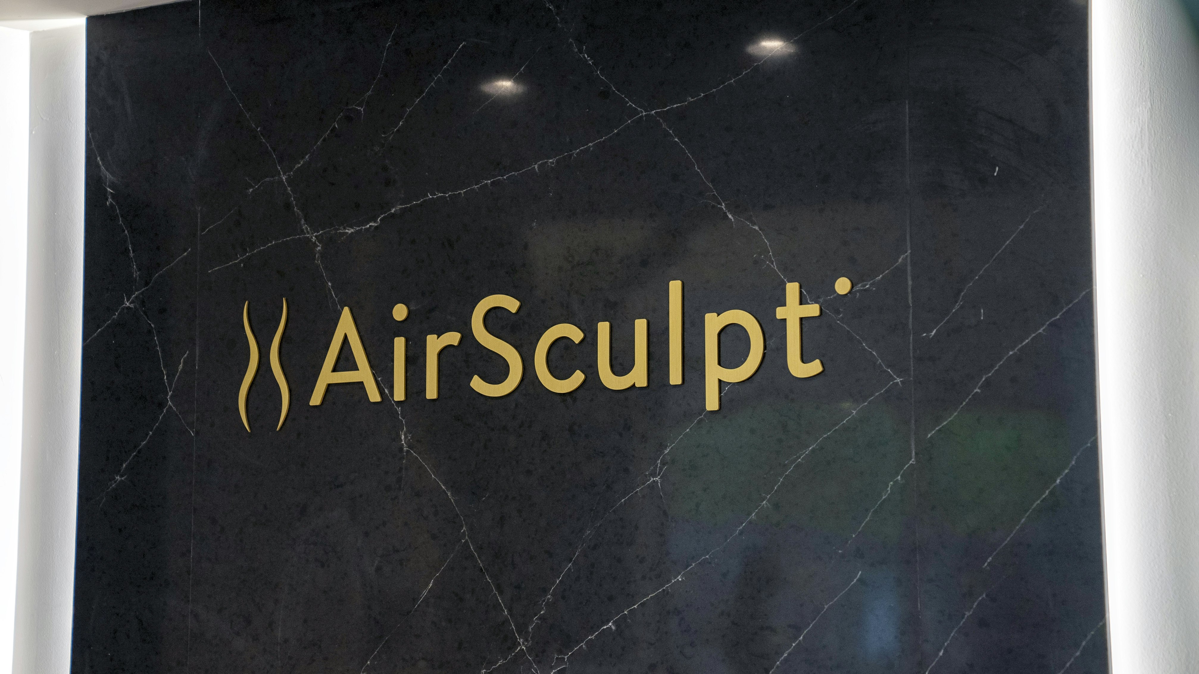 Body Sculpting Dallas | AirSculpt® Liposuction and Fat Transfers