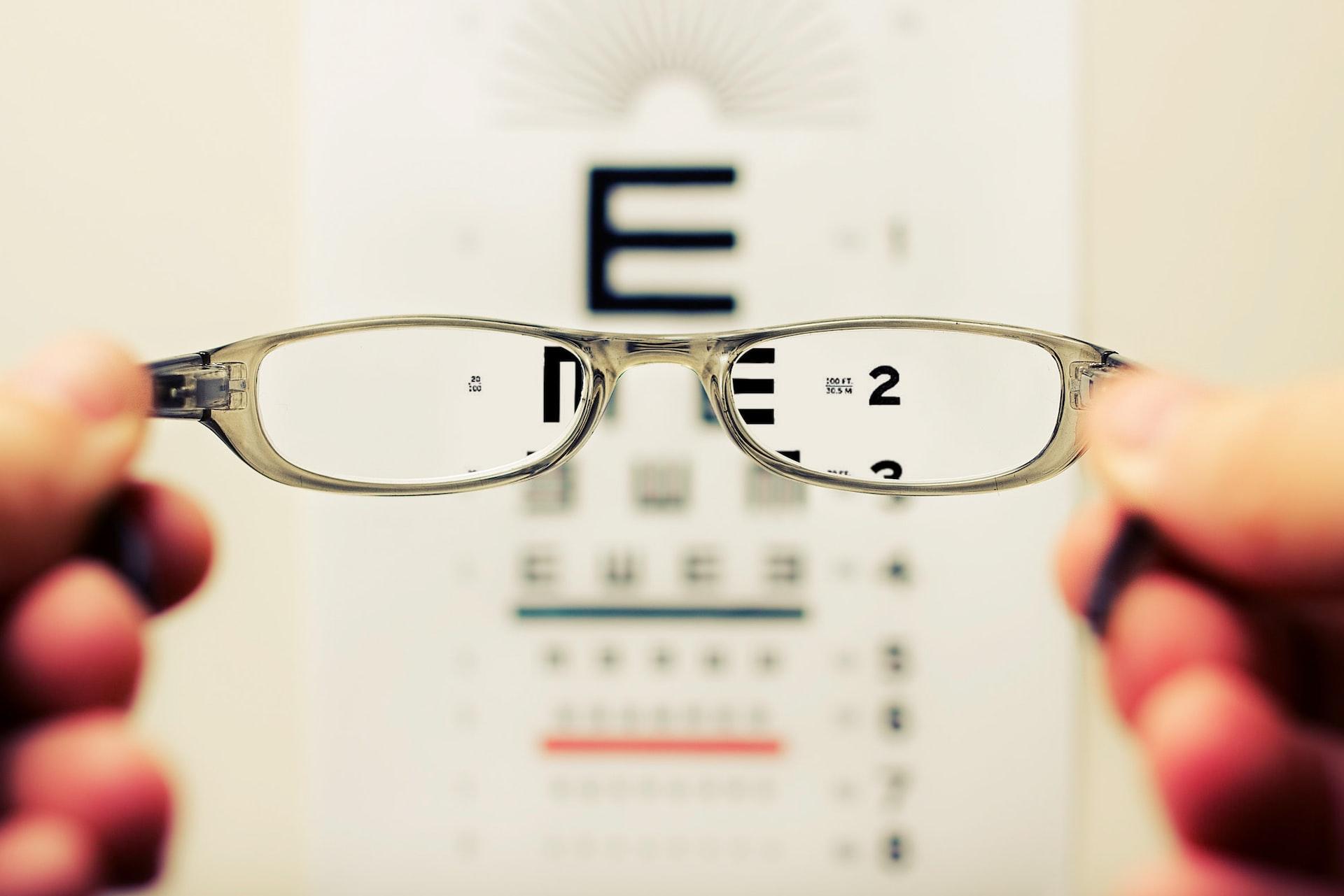 What causes short-sightedness, and is there a cure? | Health Times