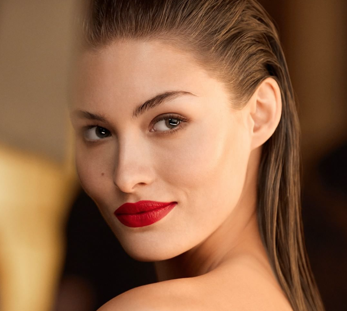 Grace Elizabeth Is a New Face of Estée Lauder - Model Beauty Makeup