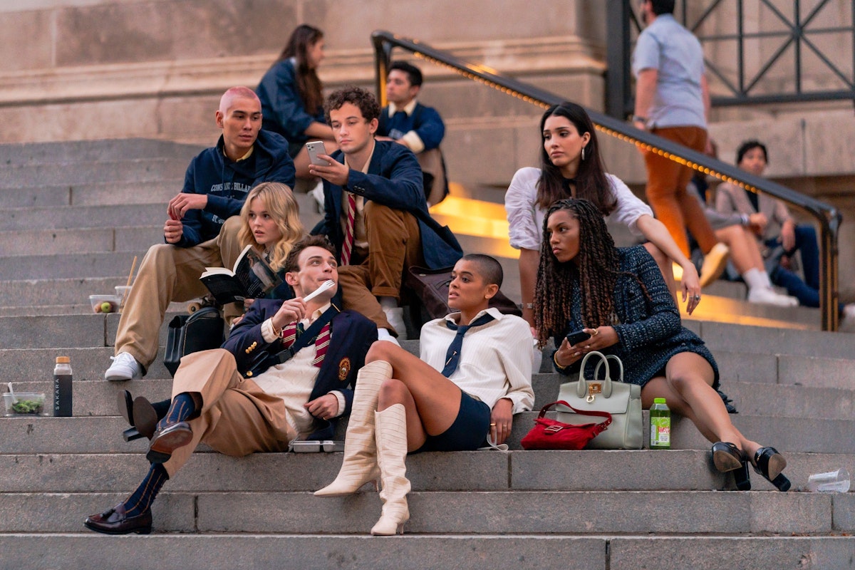 Hey Upper East Siders, the New 'Gossip Girl' Cast Offers a Behind-the ...