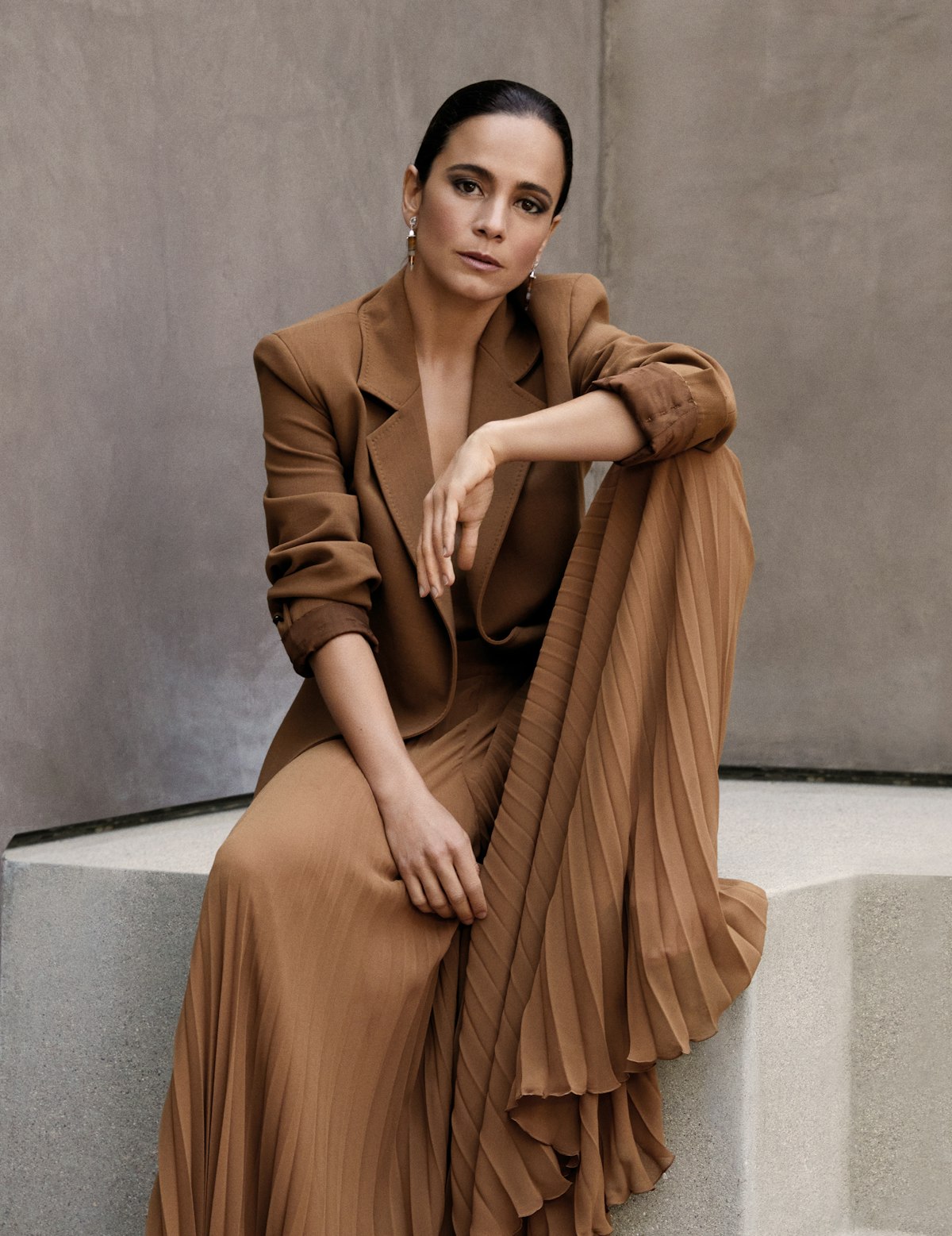 Actress Alice Braga's Learning Curve – Alice Braga Interview We Are Who ...