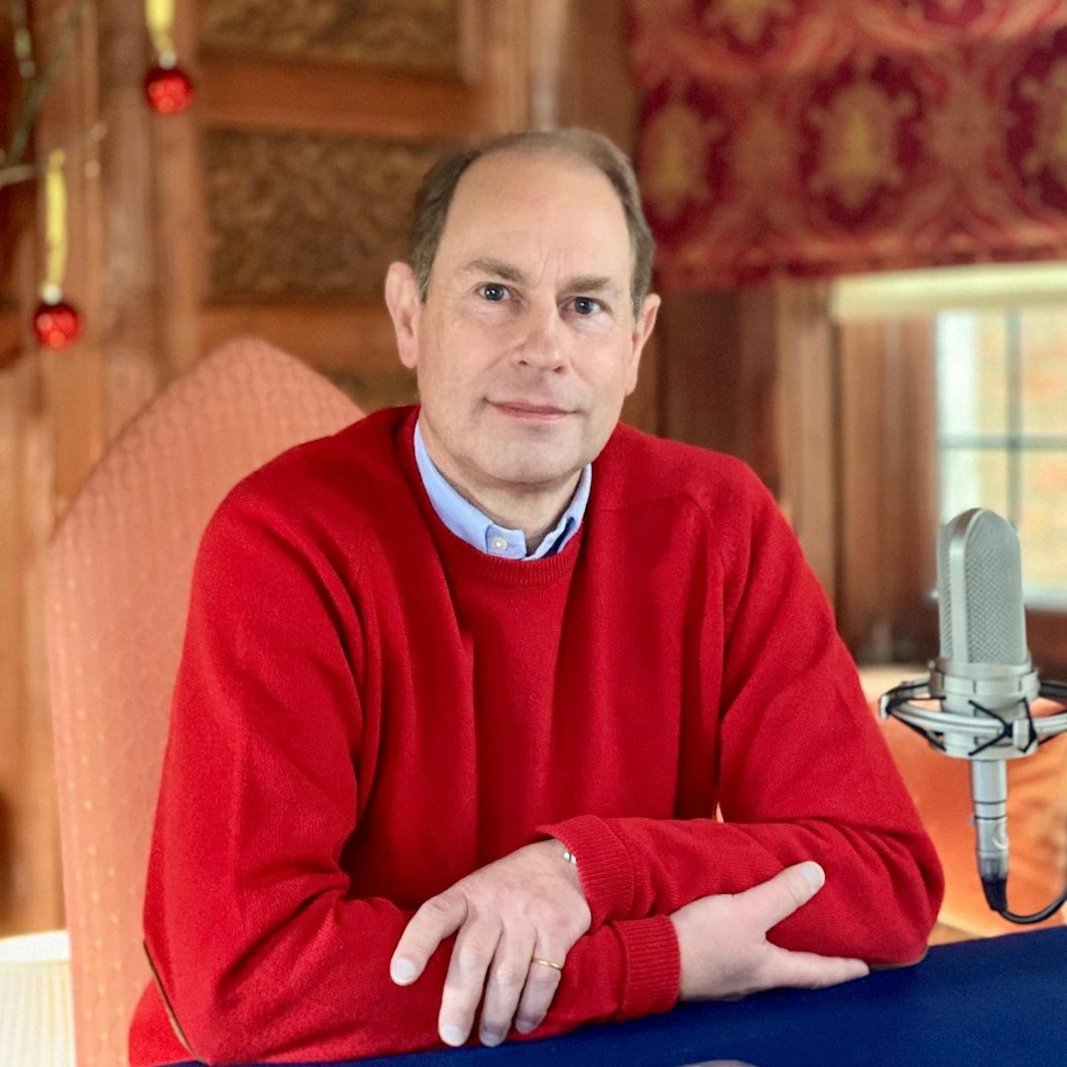 Everything You Need To know about Edward, Queen Elizabeth's Most ...