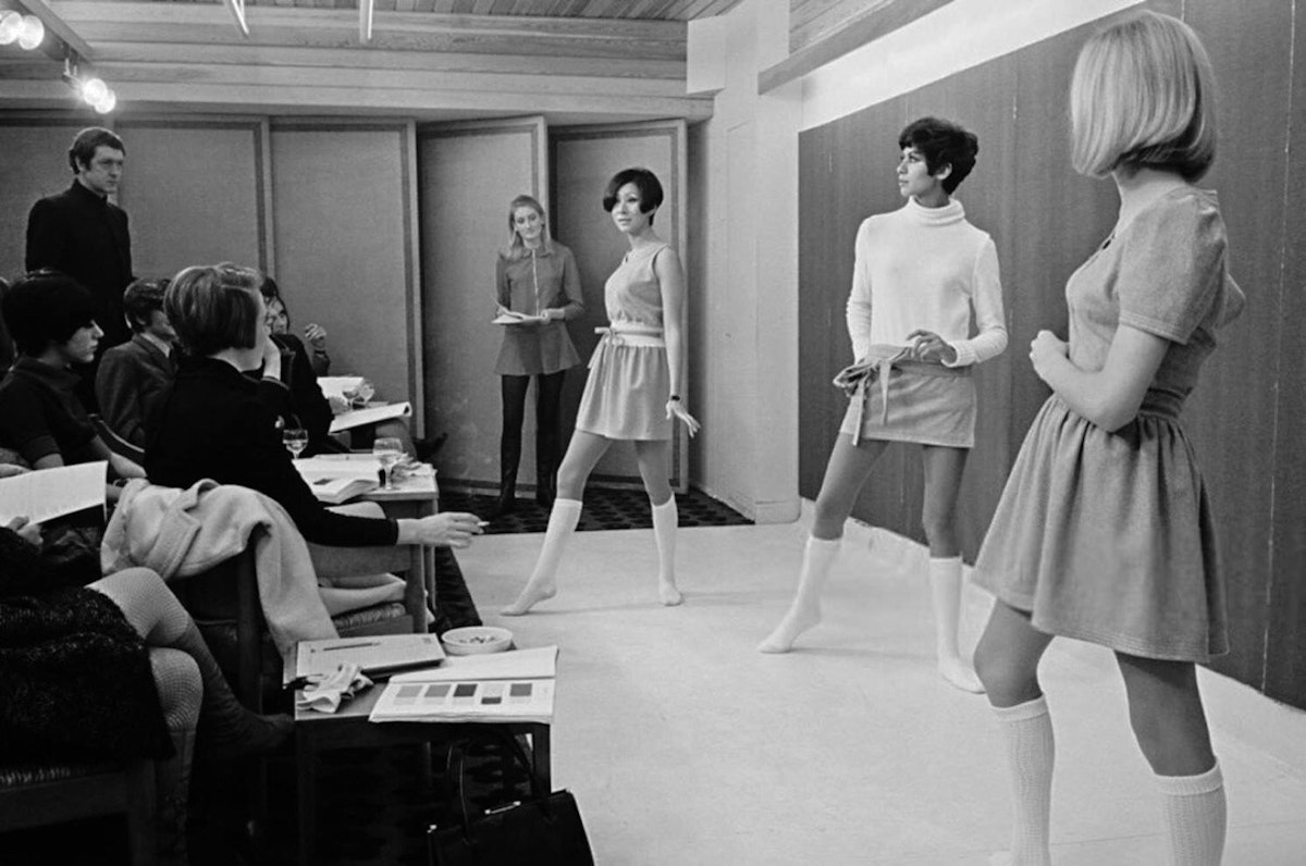 7 Controversial Moments in Fashion History - Women's Rights Cultural ...