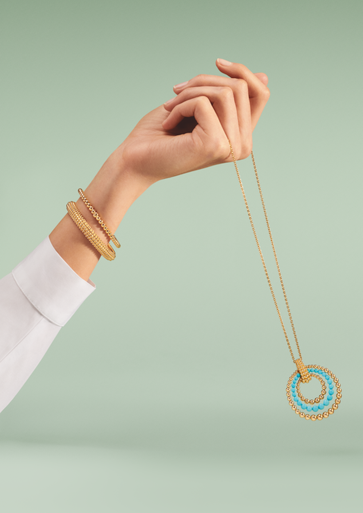 Van Cleef & Arpels Unveils A New Perlée Collection - Luxury Jewelry