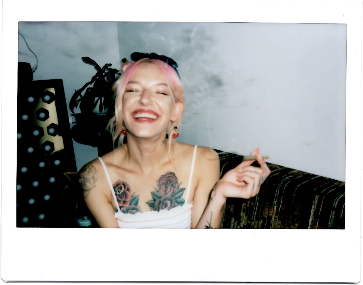 Meet the Writer Who Gets Stoned with Celebrities