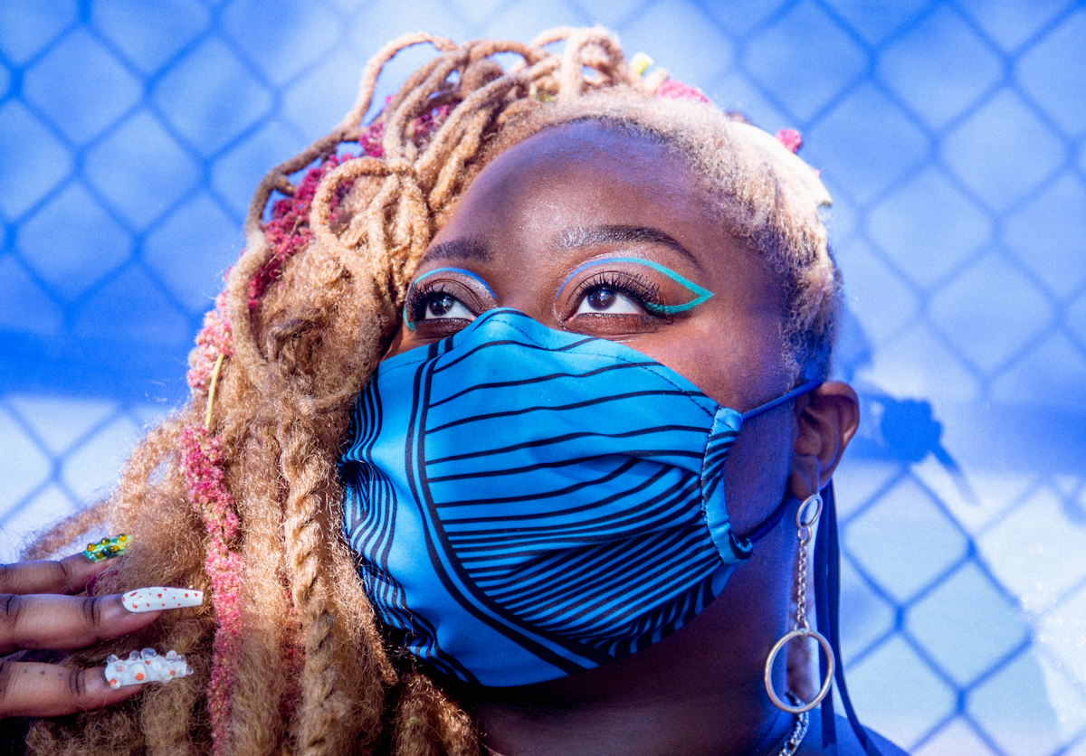 4 Easy Ways to Mask-Proof Your Makeup - Mask Proof Makeup Tips Tricks ...