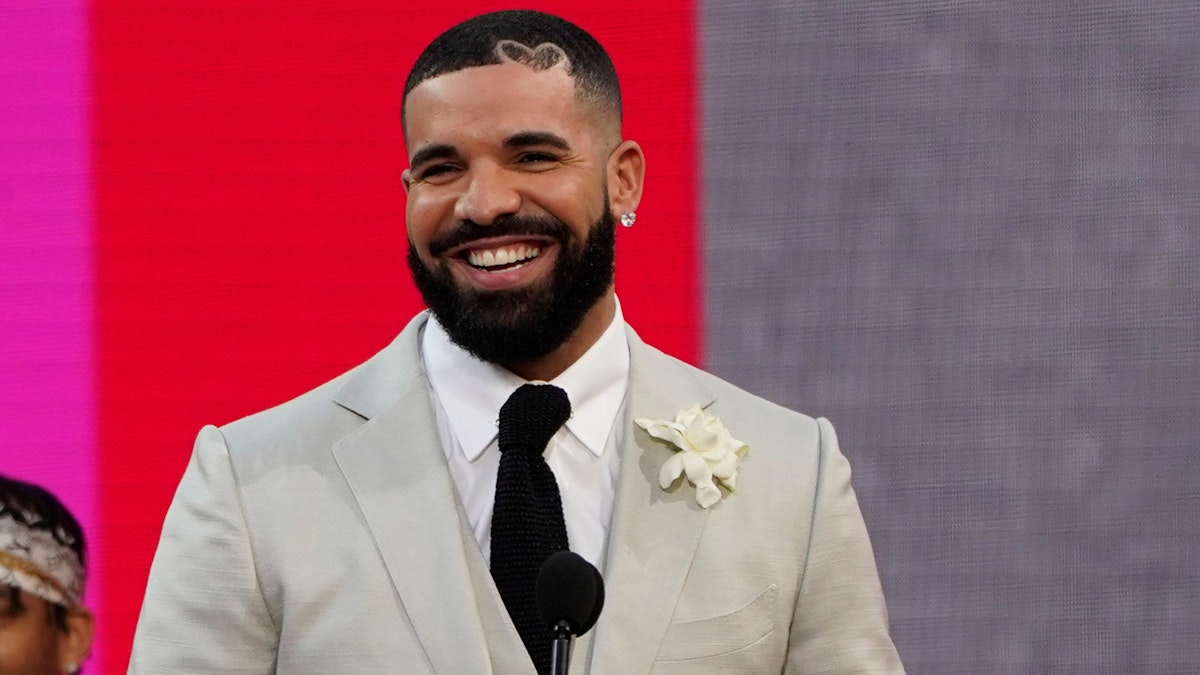 Drake Brought His Son Adonis to the 2021 Billboard Music Awards - Drake ...