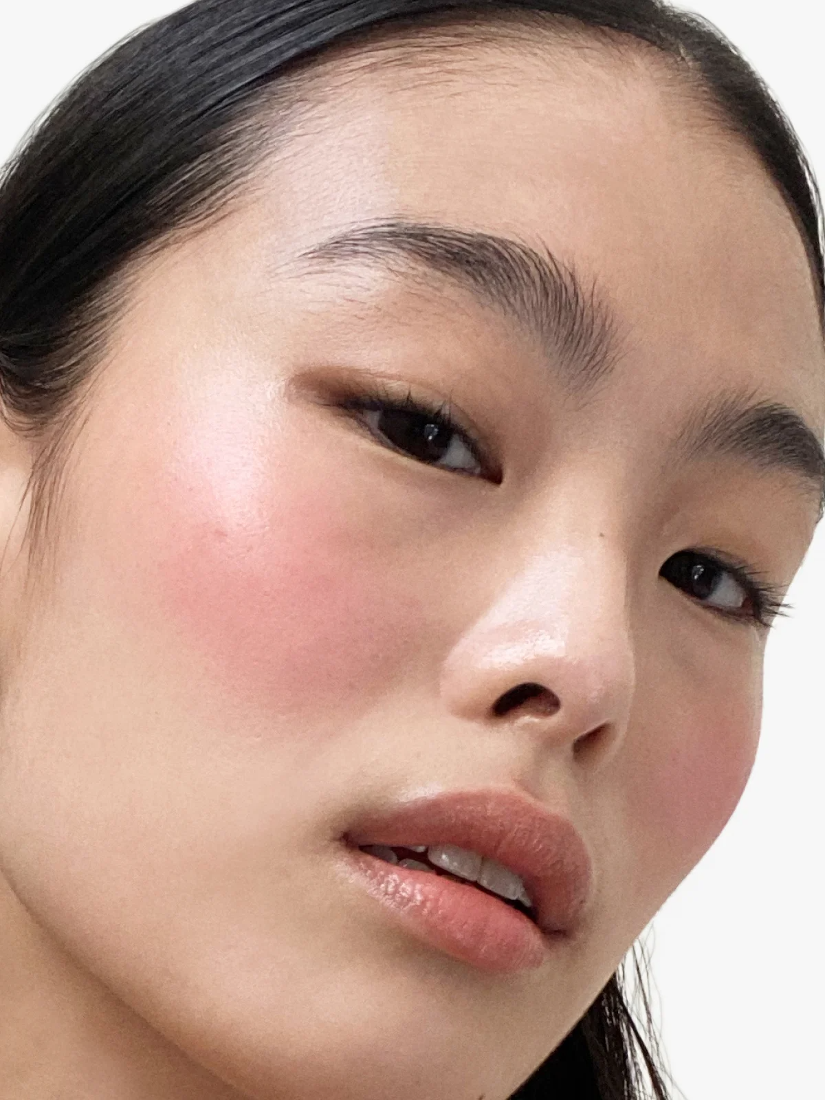 The Best Sweat-Proof Makeup Products for Summer 2022