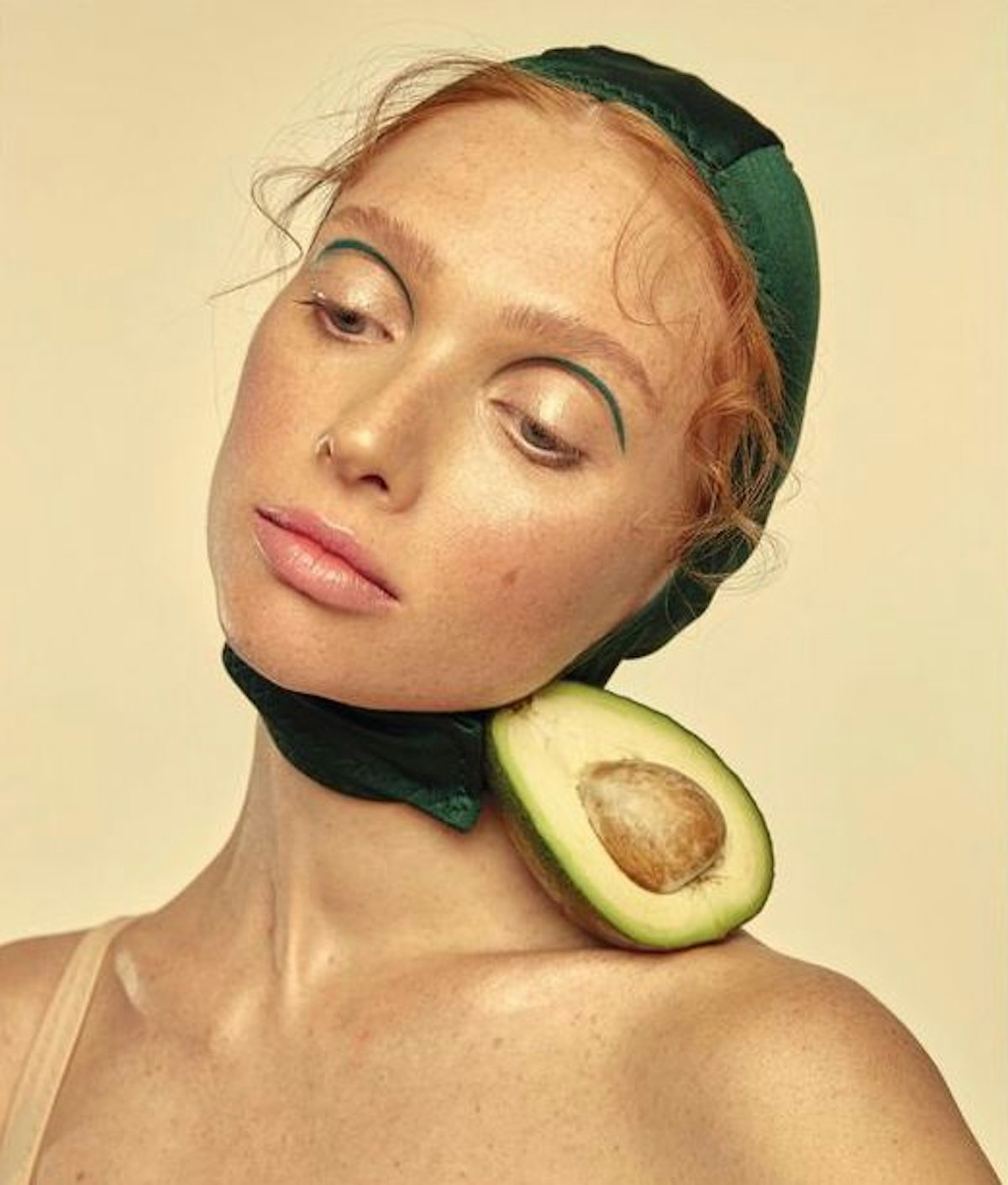 Avocado Oil Beauty Benefits— Why You Should Add Avocado to Your Beauty ...