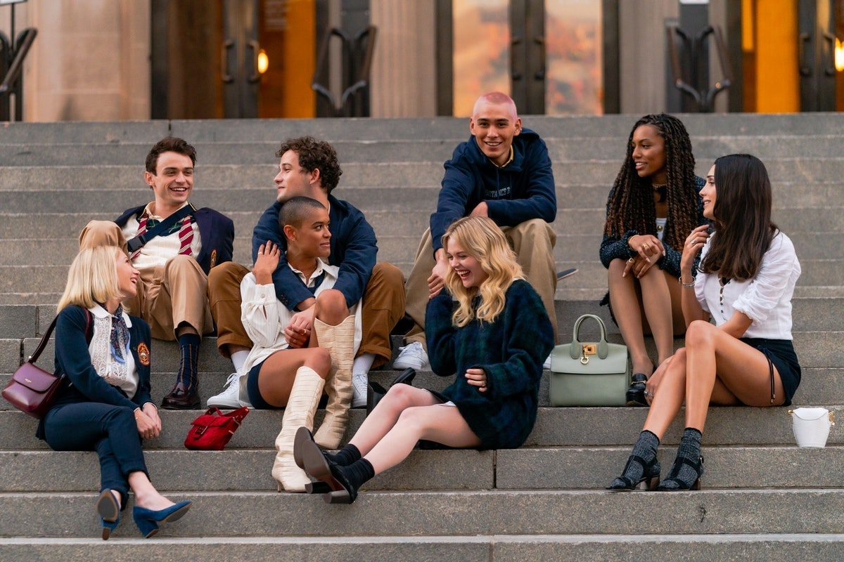 Gossip Girl Reboot Fall Back-to-School Style Guide — Fall 2021 Fashion ...