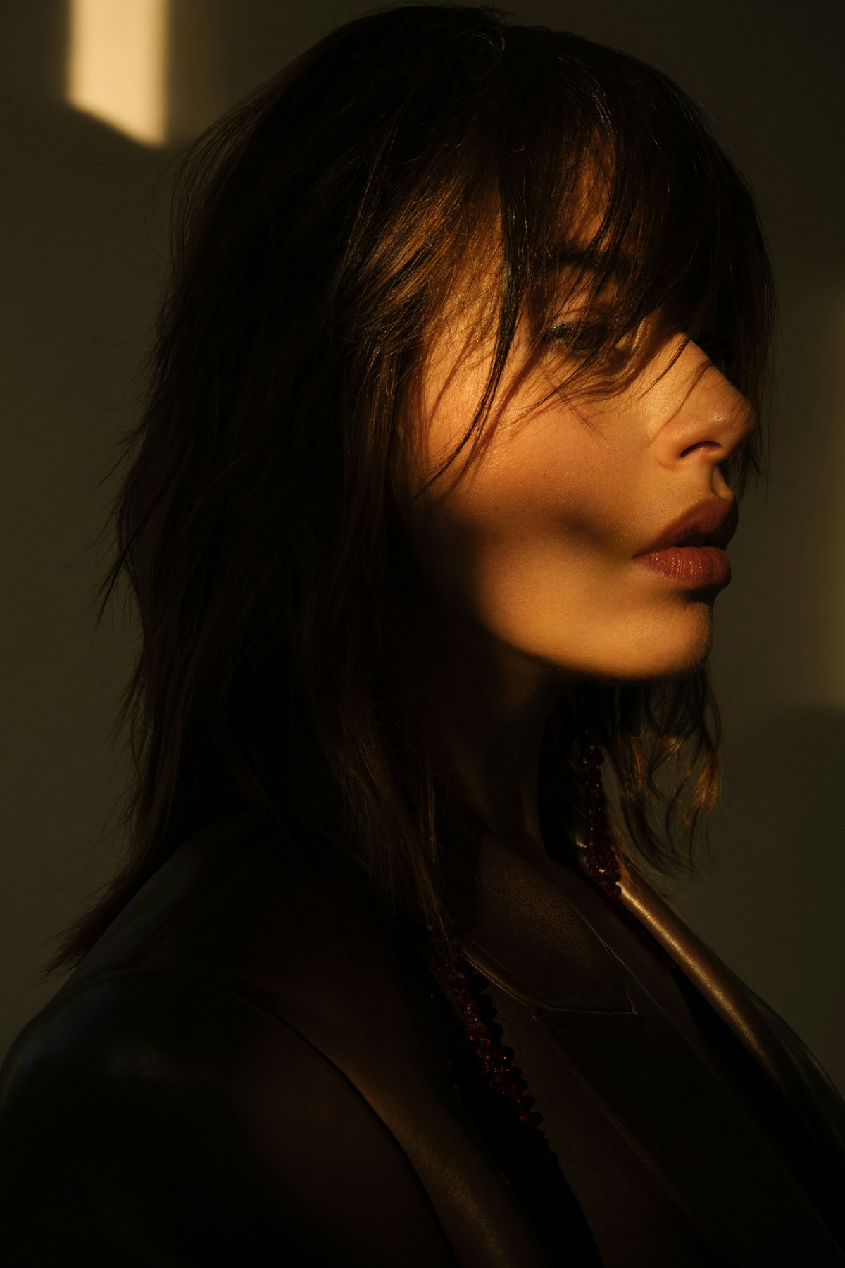 L'O Exclusive: Get a First Look at Kimbra's New Project Merging Art ...