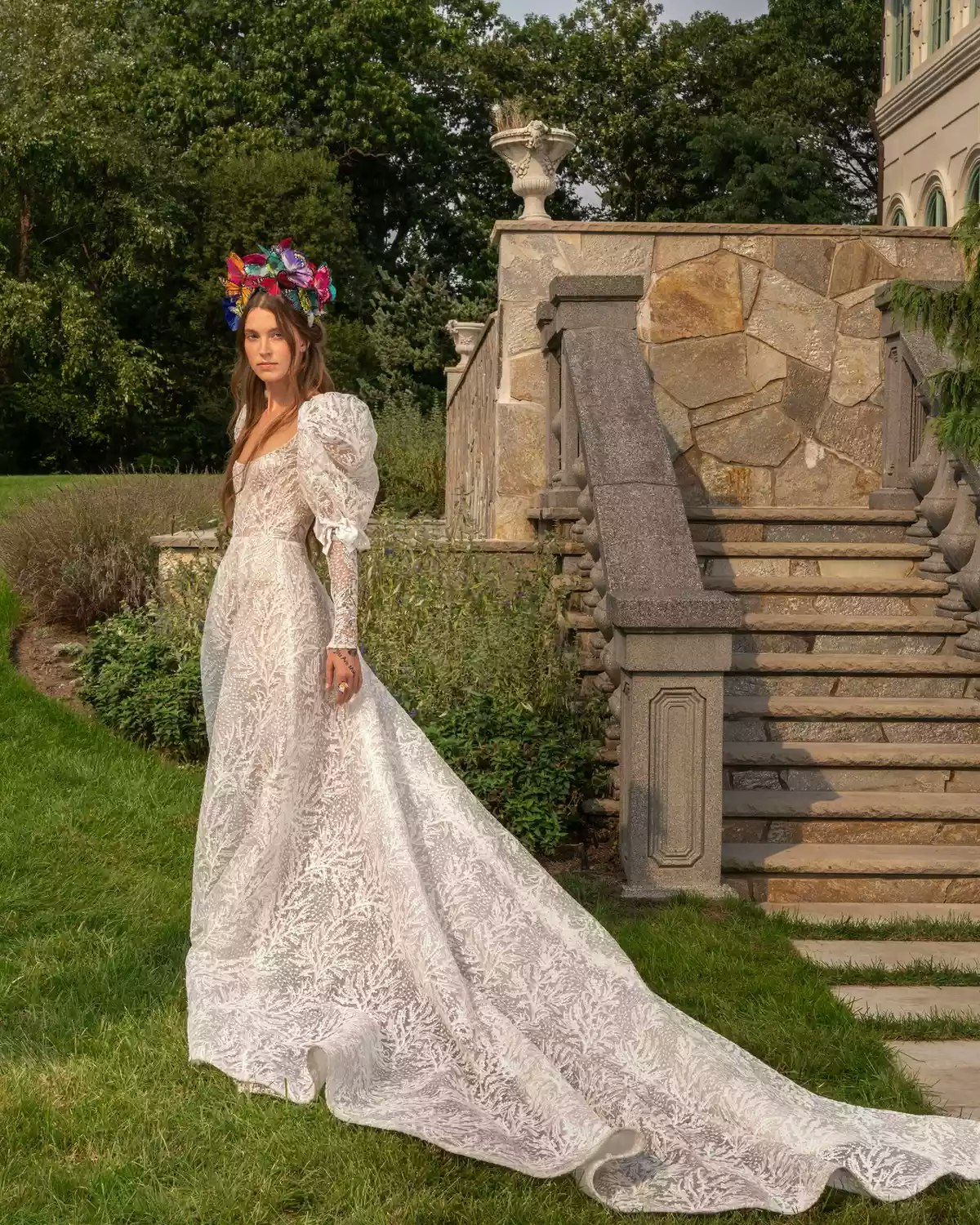 10 Bridal Trends From the 2022 Collections - Wedding Dress Trends 2022