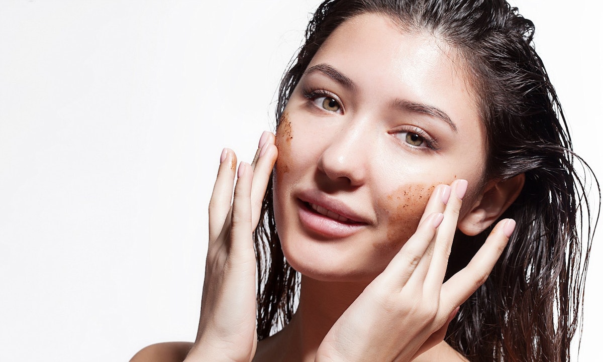 What Are the Beauty Benefits of Cinnamon? — Health Skincare Spice