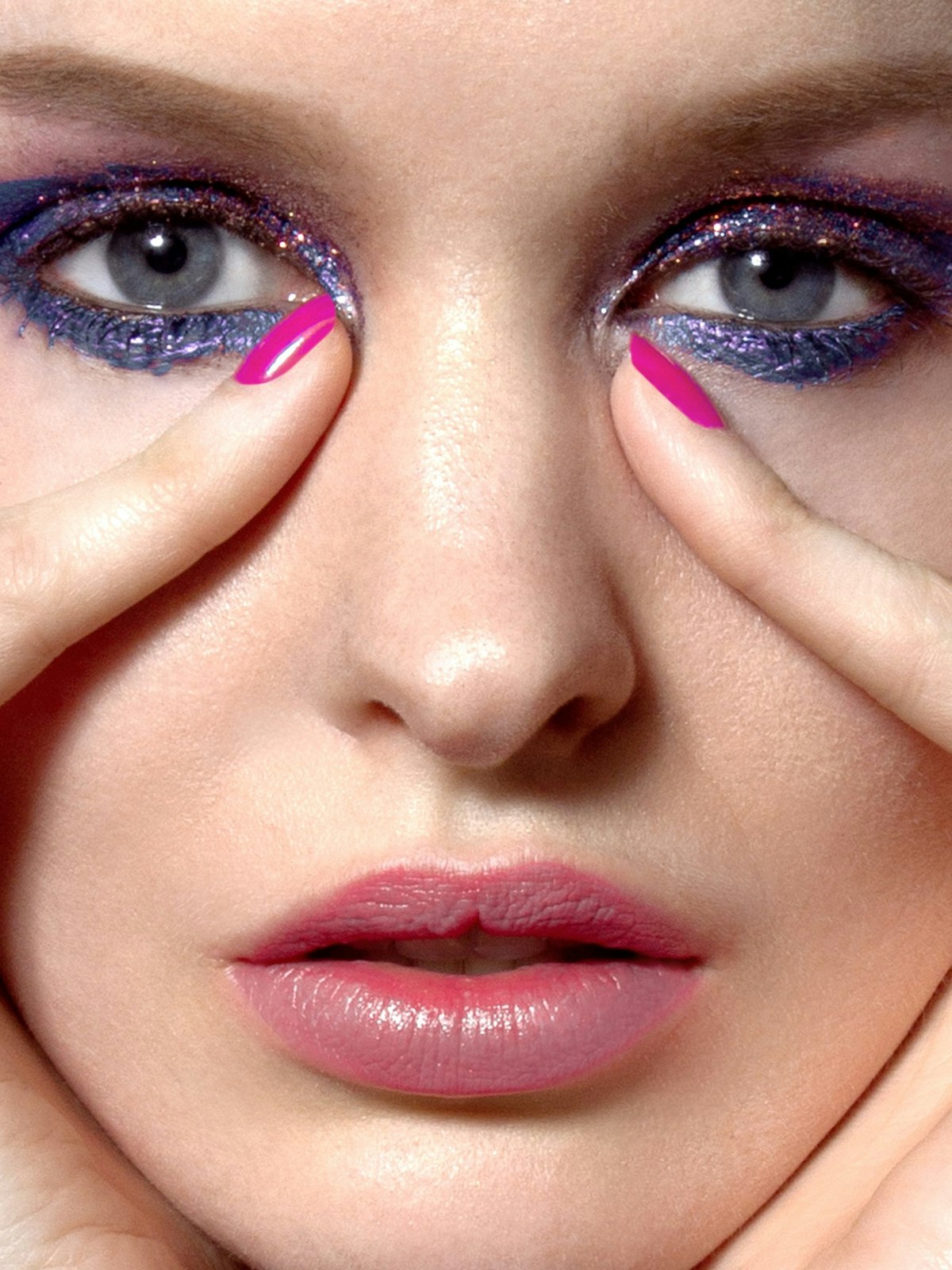 L'OFFICIEL's Top 10 Beauty Buys of The Week - Skincare Hair Makeup Shopping
