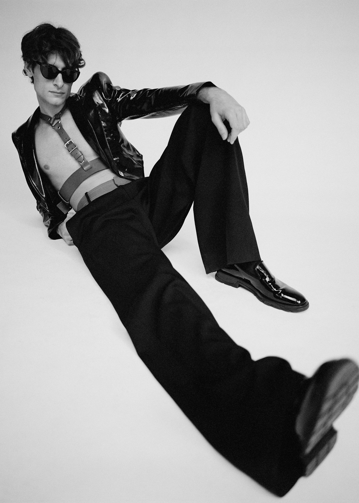 Androgynous Glamour is Here to Stay — Men's Spring 2022 Fashion Style Trend