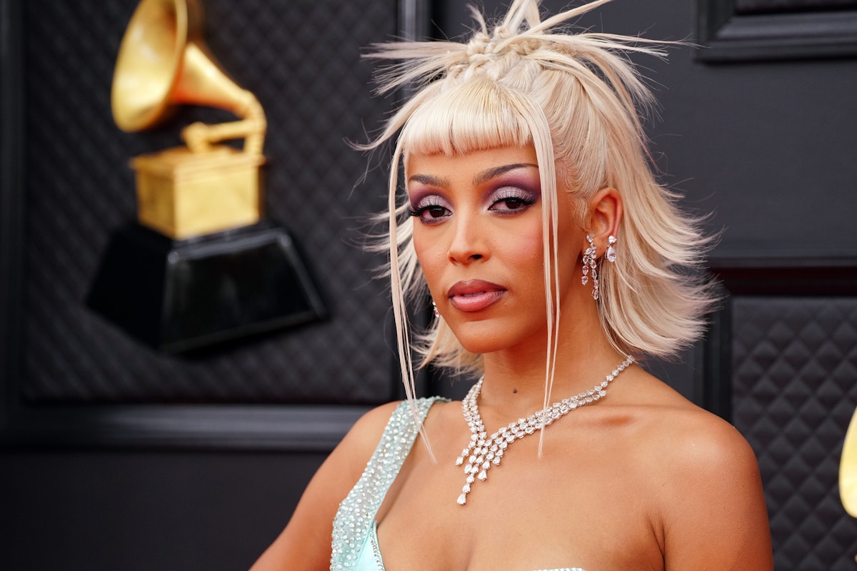 15 of Doja Cat's Best Beauty Moments — Doja Cat Makeup Looks Birthday
