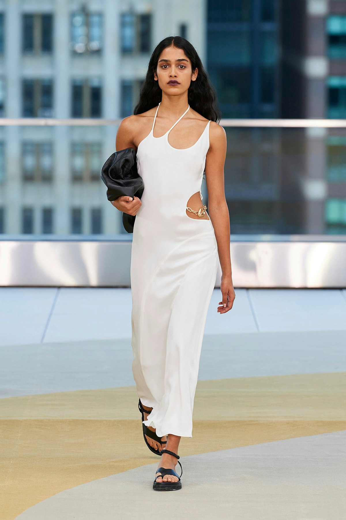 6 Must-Have Spring Dress Trends — Spring 2022 Fashion Trends Versace ...