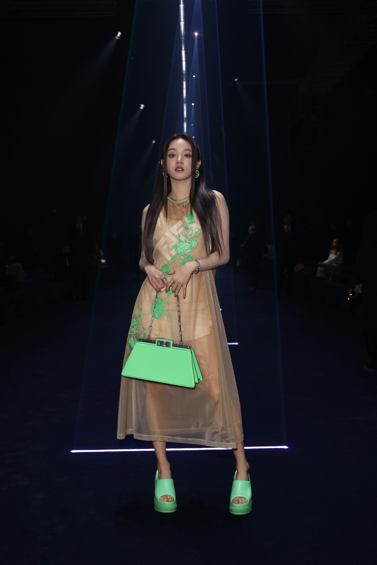 Best Dressed K-Pop Stars at Fashion Week — Milan Paris Fashion Week K ...