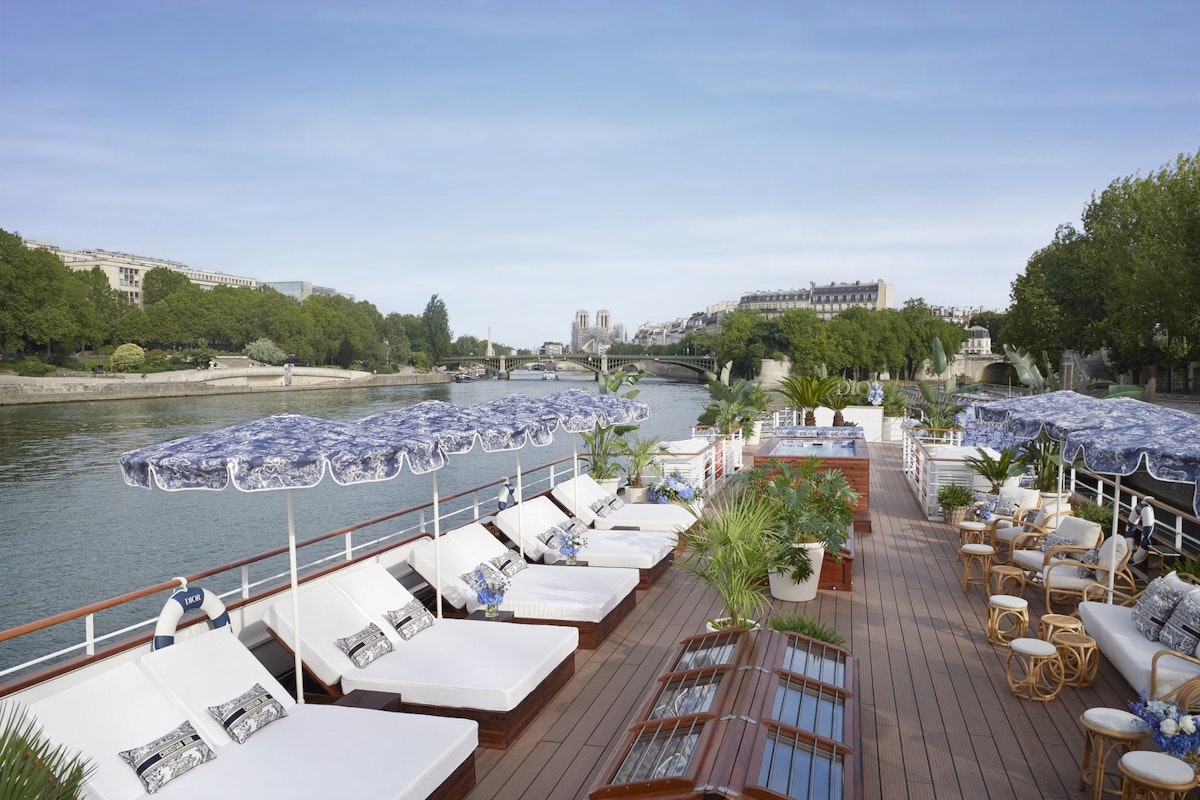 Dior Spa Cruise Sets Sail On The Seine — Dior Spa Cruise Boat Paris