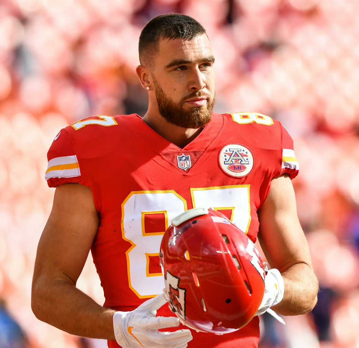 Are Barry Keoghan & Travis Kelce BFFs? — Meet The “First Ladies of the ...