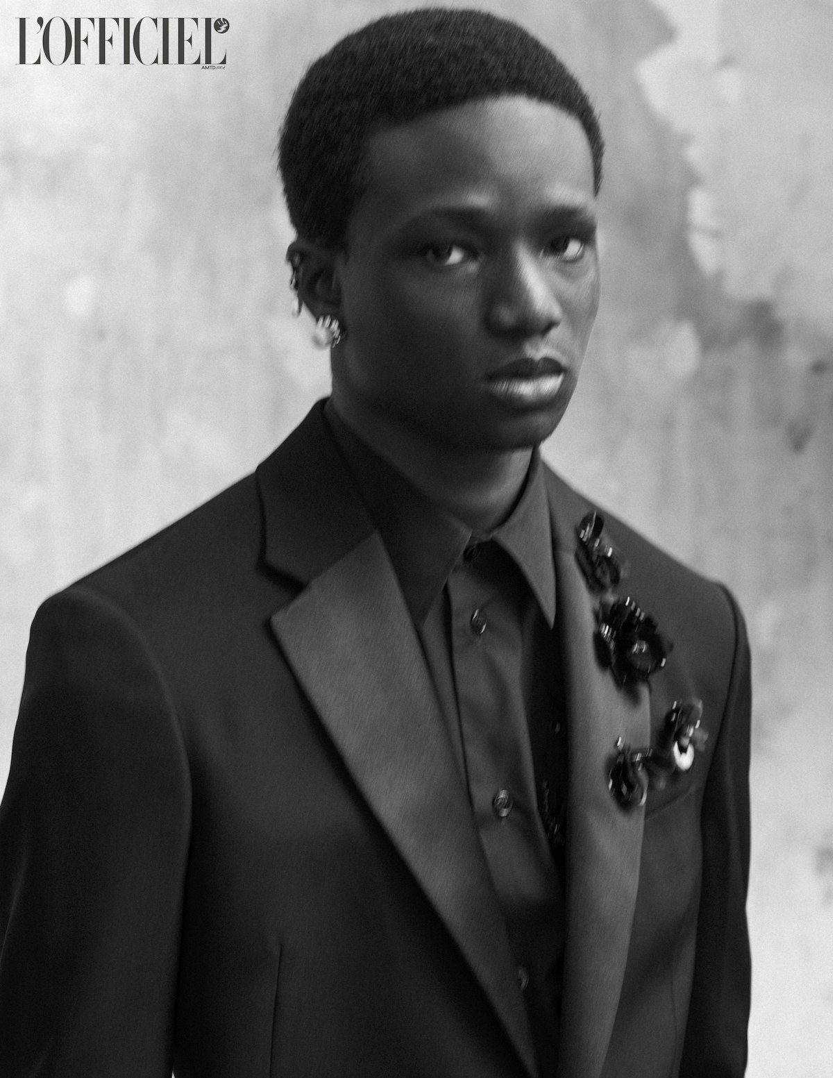 Romanticizing Men's Glamour This Fall - Fashionable Choices for Men