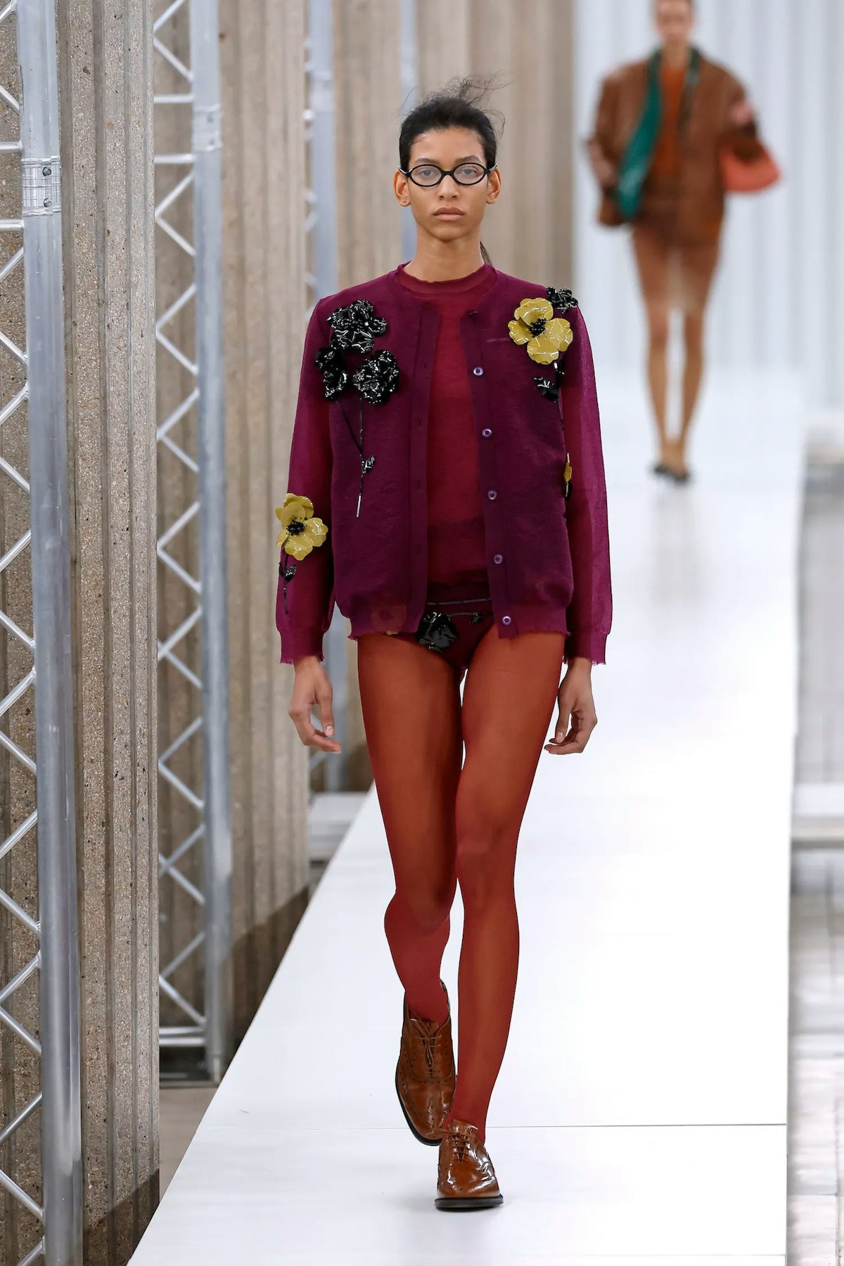 How To Style Colored Tights This Winter — Colorful Tights Fashion Trend ...