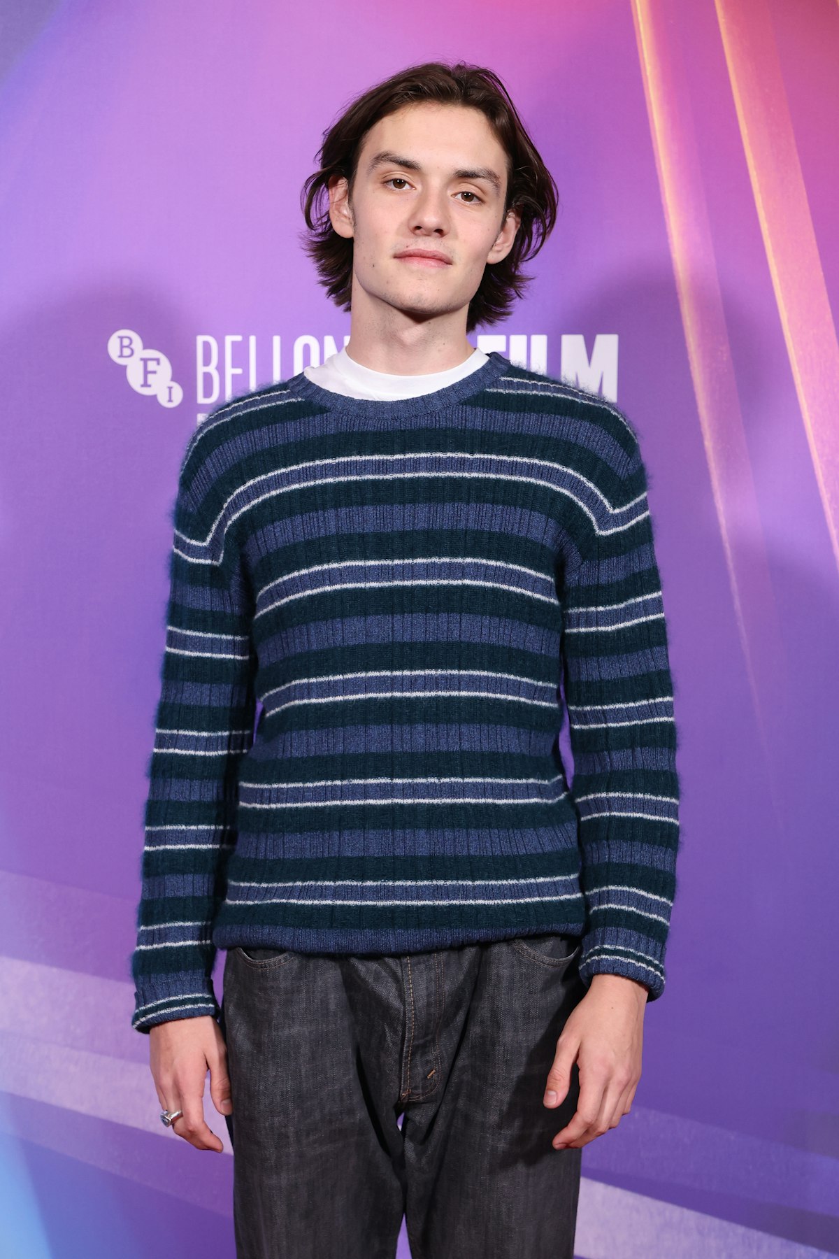 8 Things You Didn't Know About Louis Partridge — Actor Pistol Olivia ...