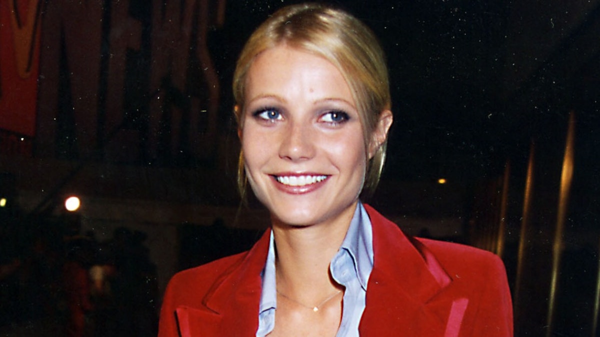 Gwyneth Paltrow's Blood Red Gucci Suit by Tom Ford in 1996 Was Peak '90s Style