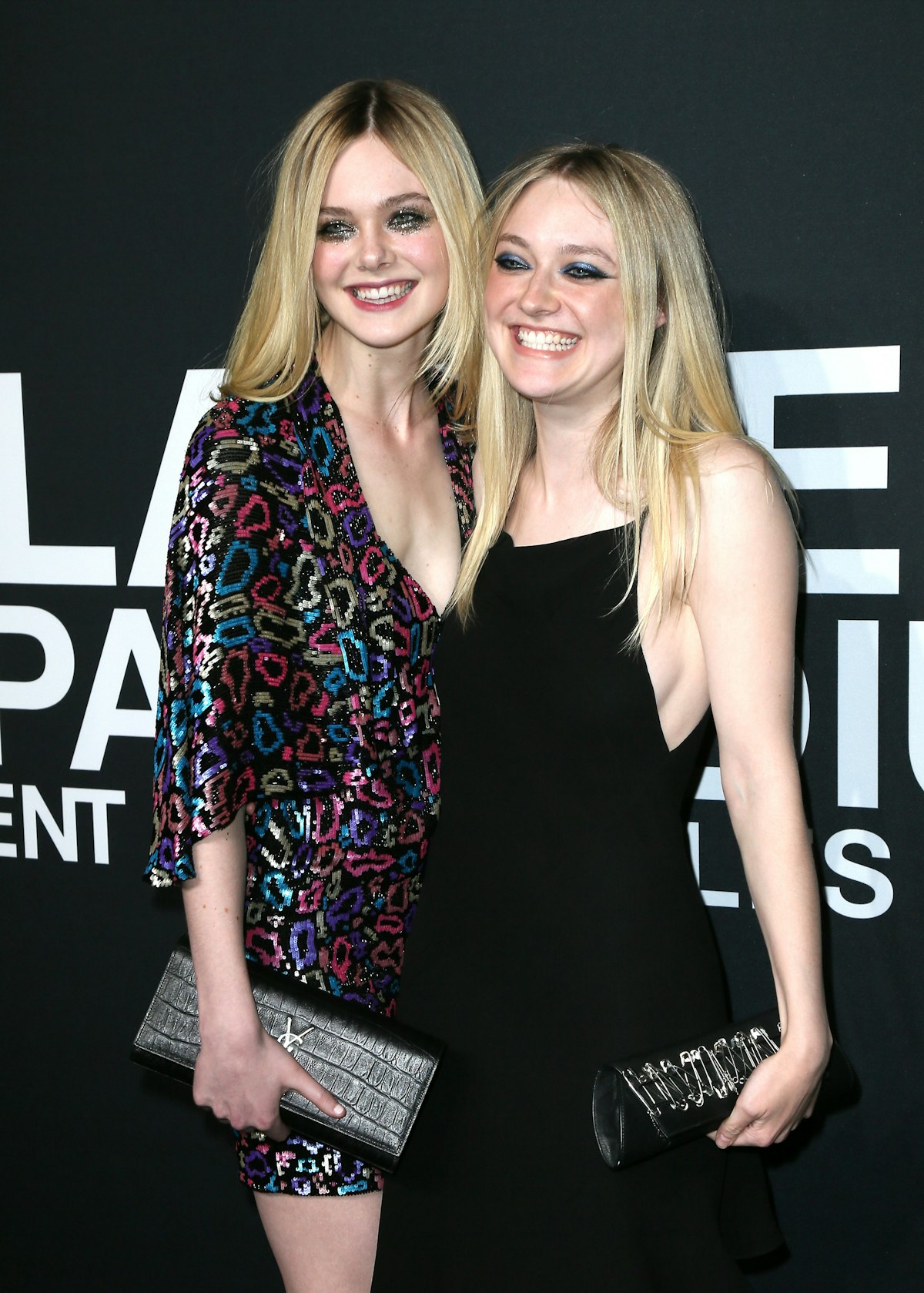 See the Fanning Sisters Style Evolve in 18 Photos — Dakota Fanning ...