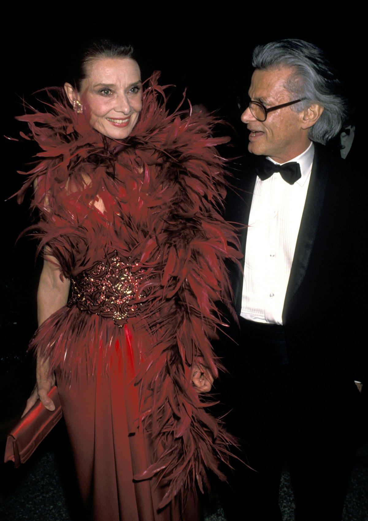 L'HISTOIRE: Audrey Hepburn's Feathery Red Givenchy Dress at the CFDAs ...