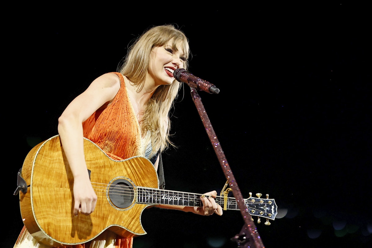 What To Know About Taylor Swift’s New Album 'The Life of a Showgirl ...